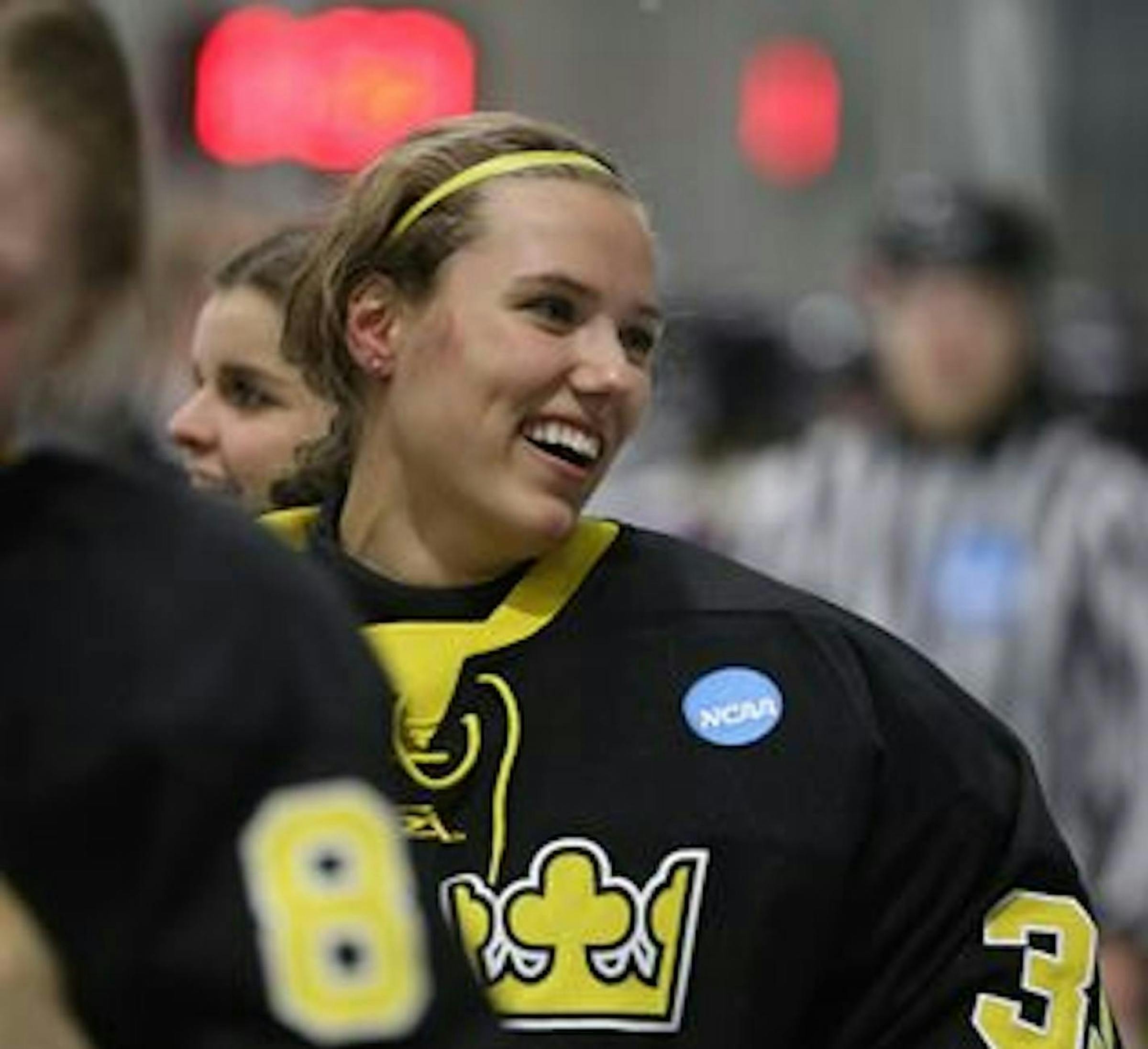 Onetime MN college hockey player gets probation for collision that ...