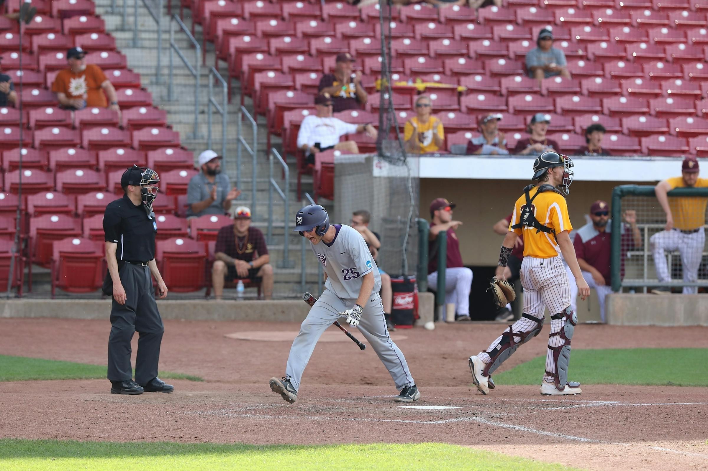 St. Thomas baseball team loses Game 1 of Division III championship series