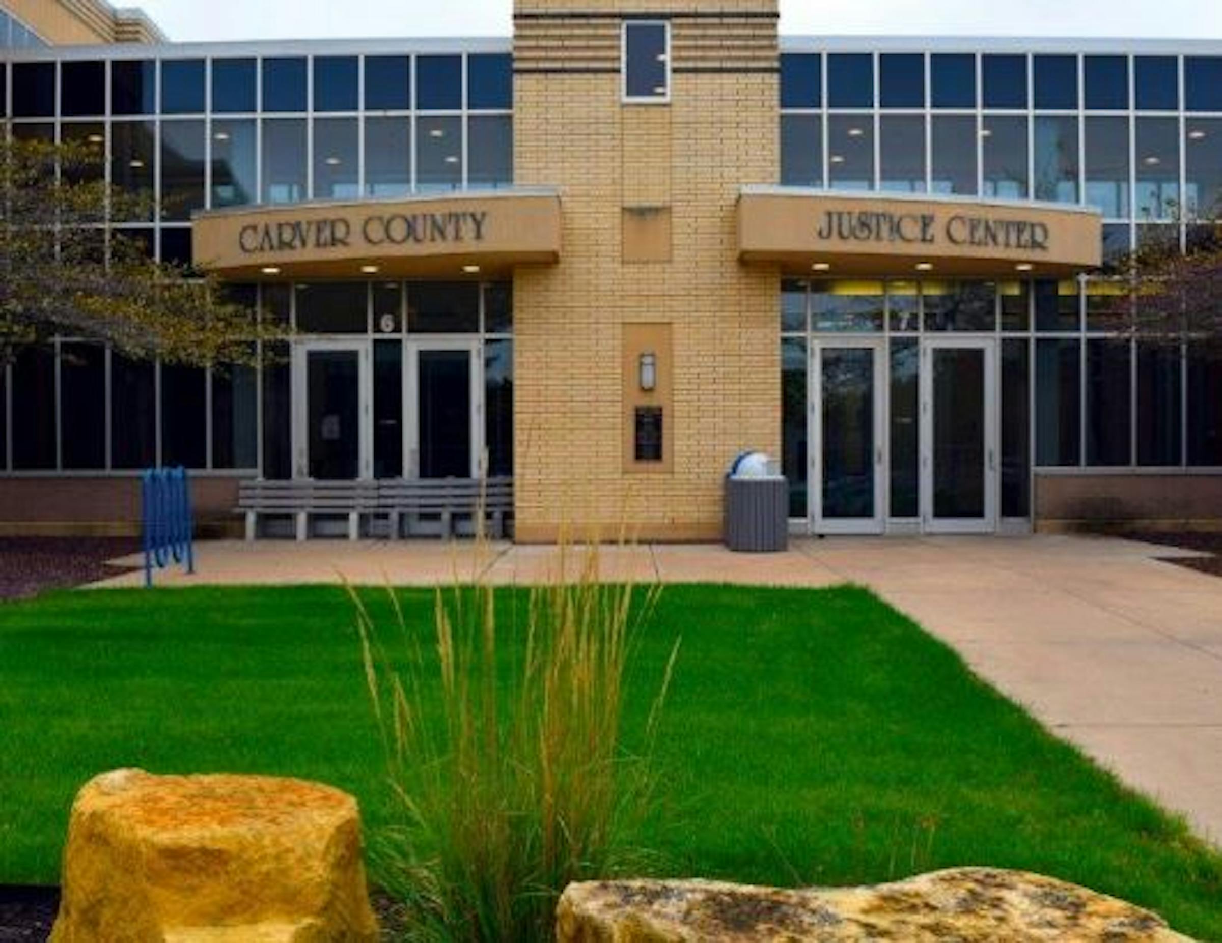 Man who verbally and violently defied law enforcement in Carver County ...