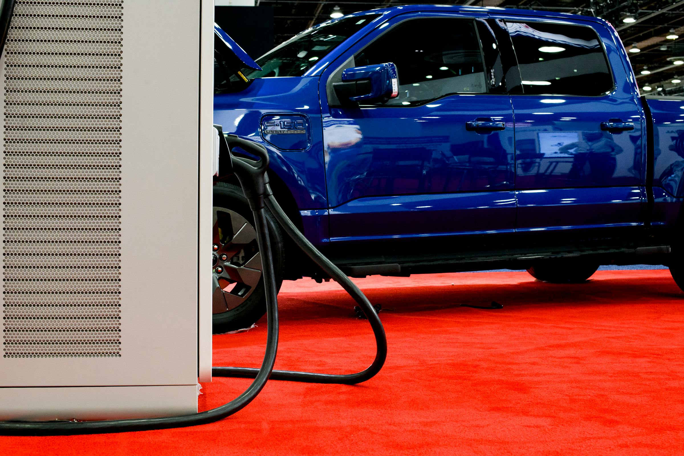 Ford, Xcel announce plan for commercial vehicle charging infrastructure ...