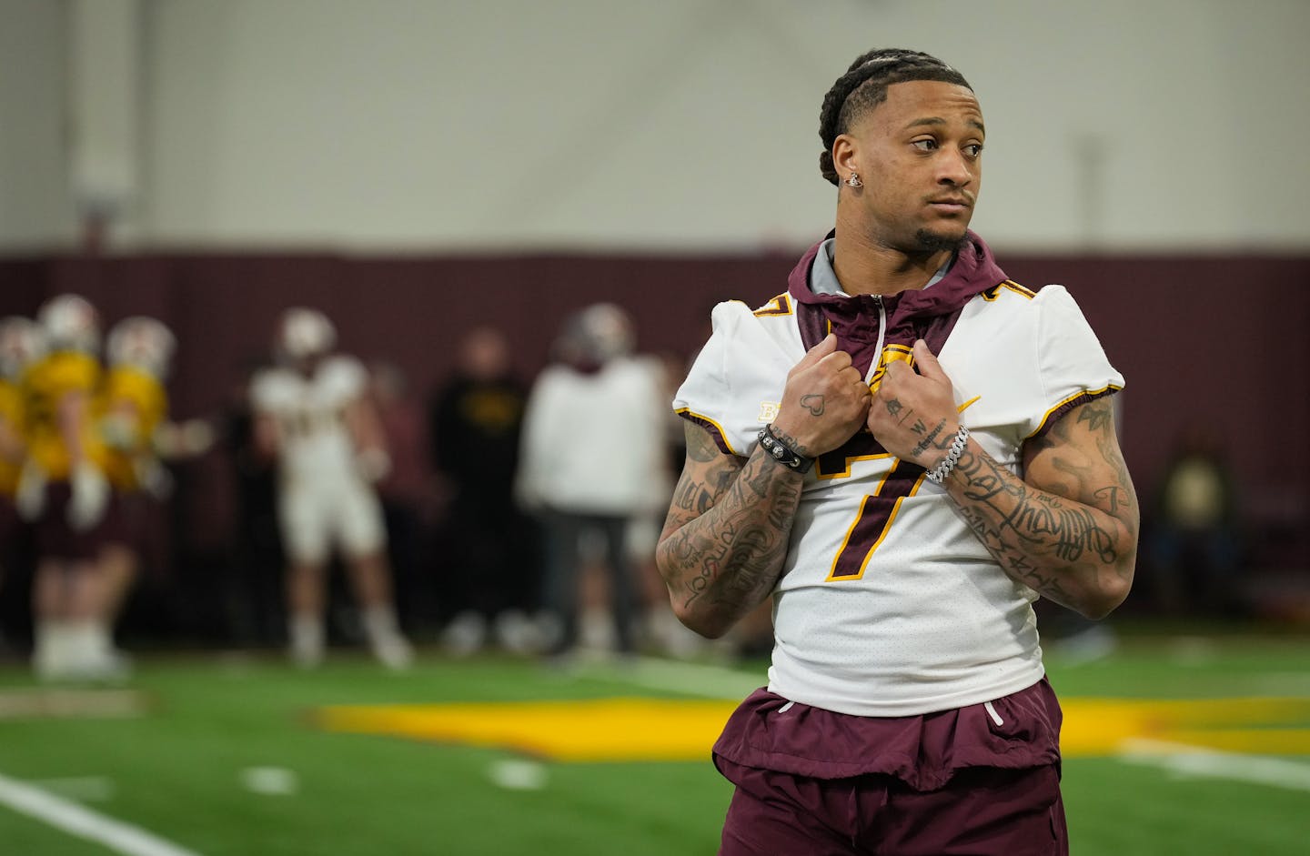 Cody Lindenberg, Chris Autman-Bell listed as questionable for Gophers ...