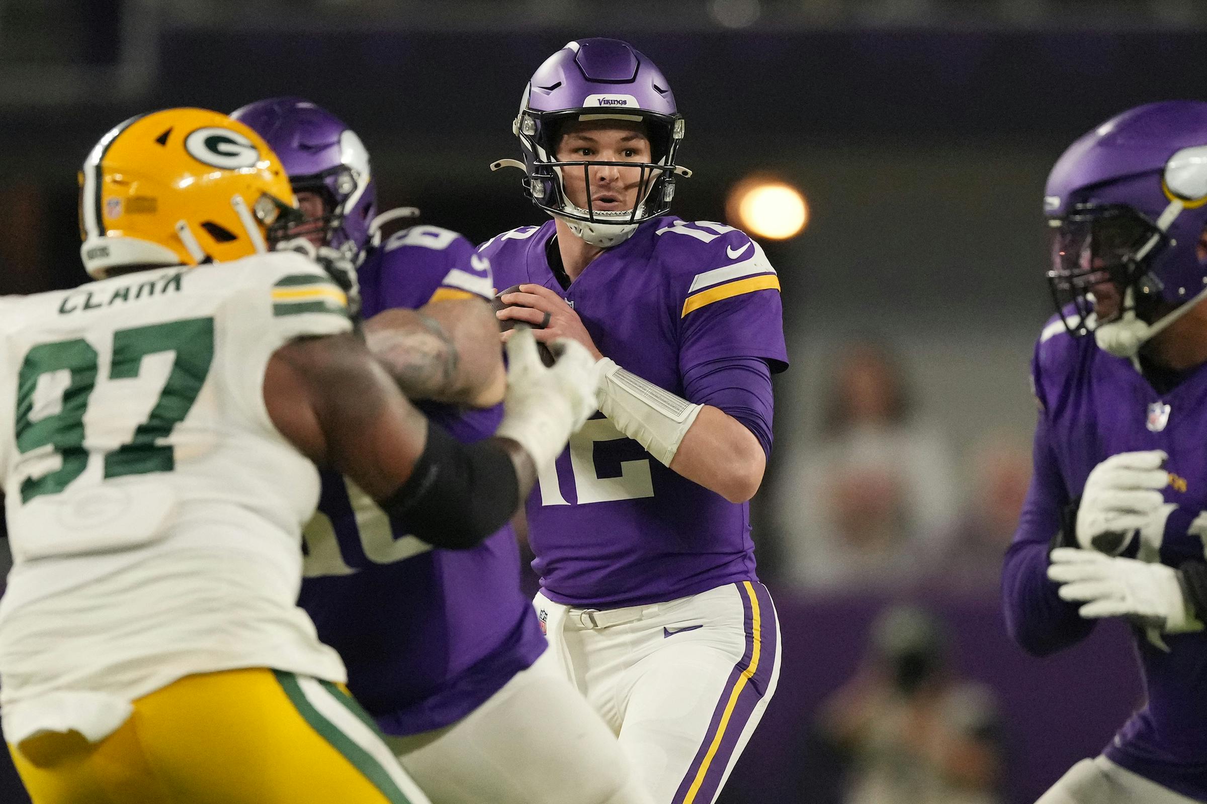 QB Nick Mullens will start Vikings season finale against the Lions