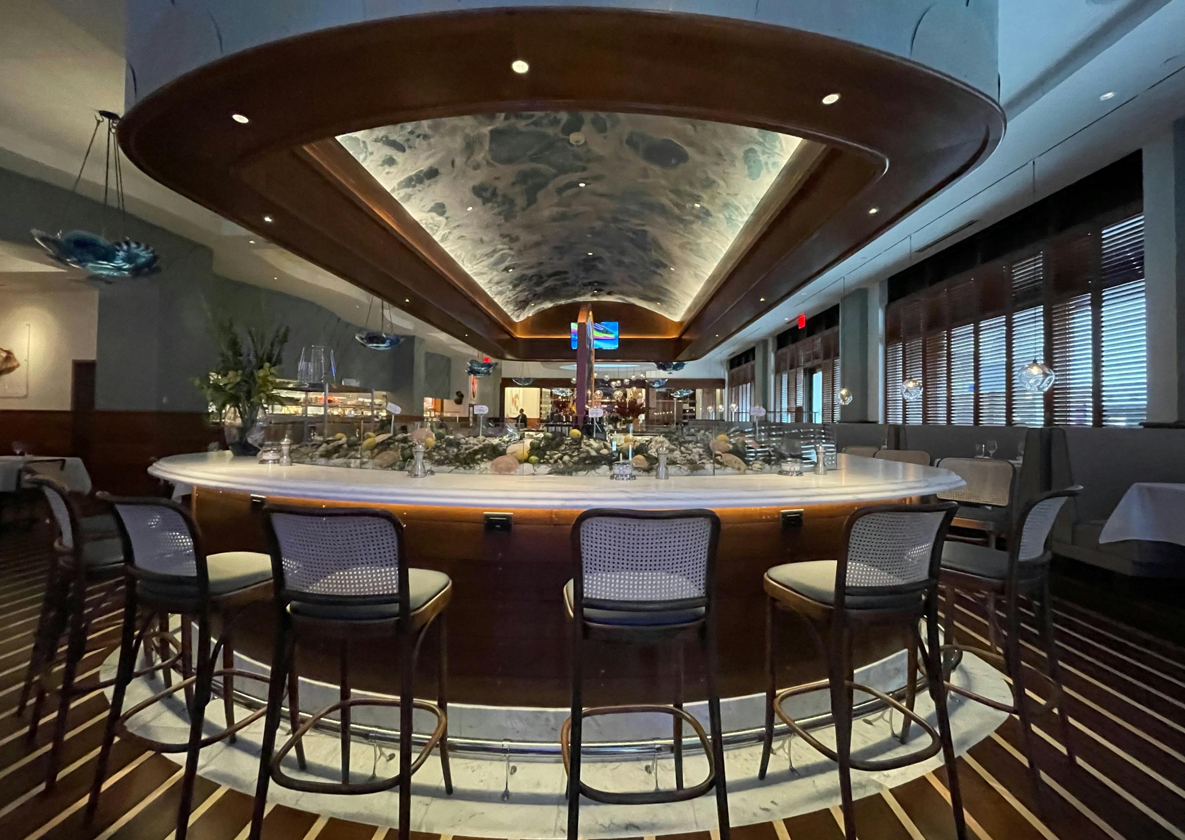 801 Fish brings seafood, lunch and happy hour to downtown Minneapolis
