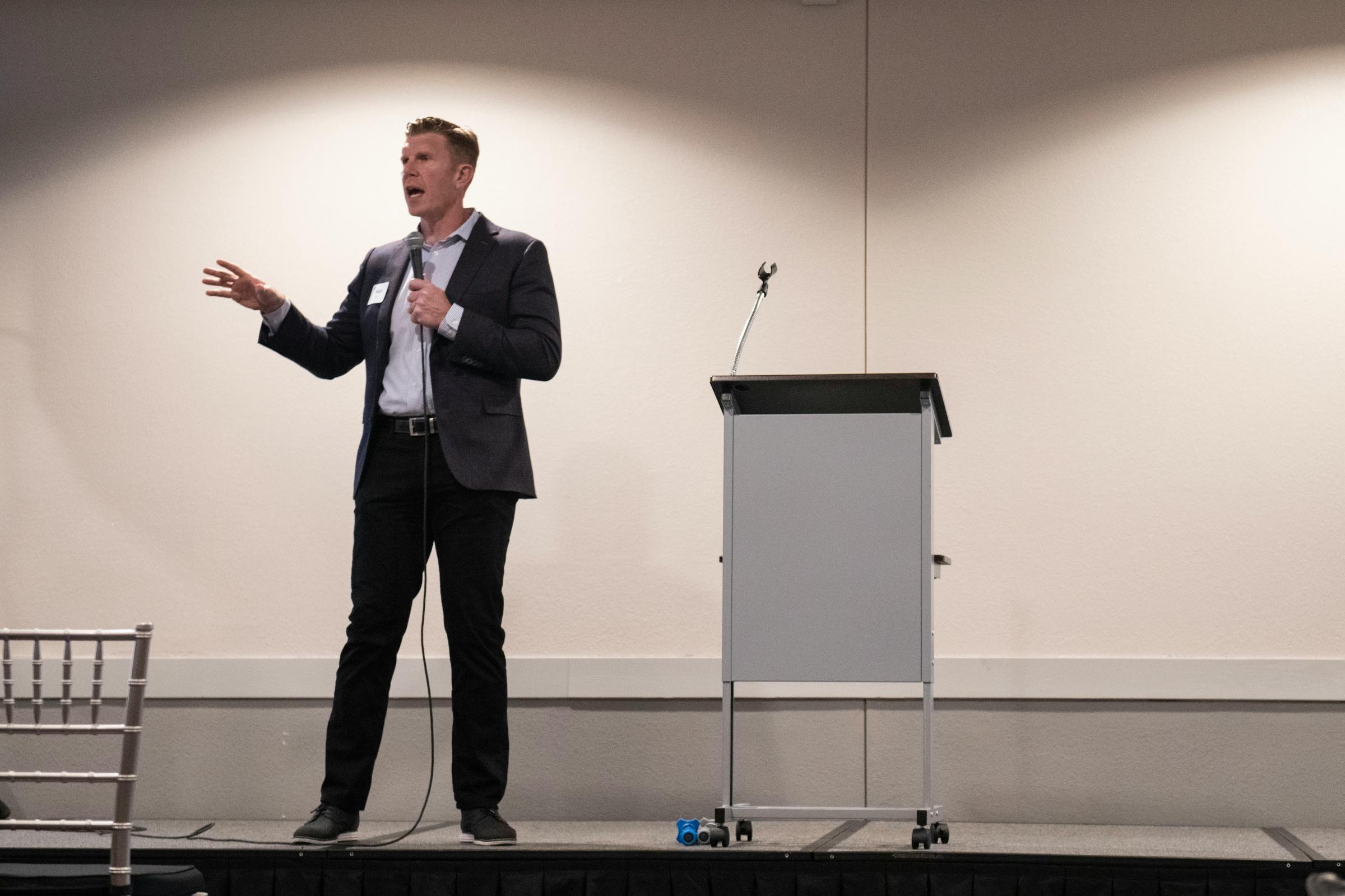 Former Minnesota Viking Matt Birk joins Scott Jensen's gubernatorial ticket