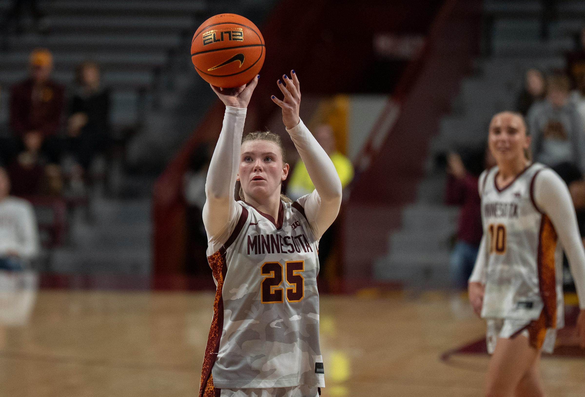 MN Gophers women's basketball team loses to Alabama