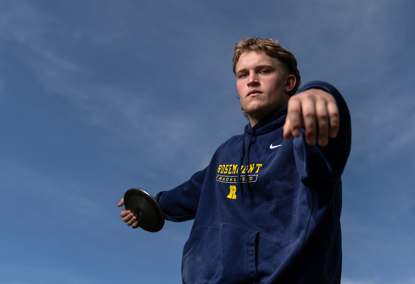Rosemount's Hayden Bills sets state record in shot put at True Team ...