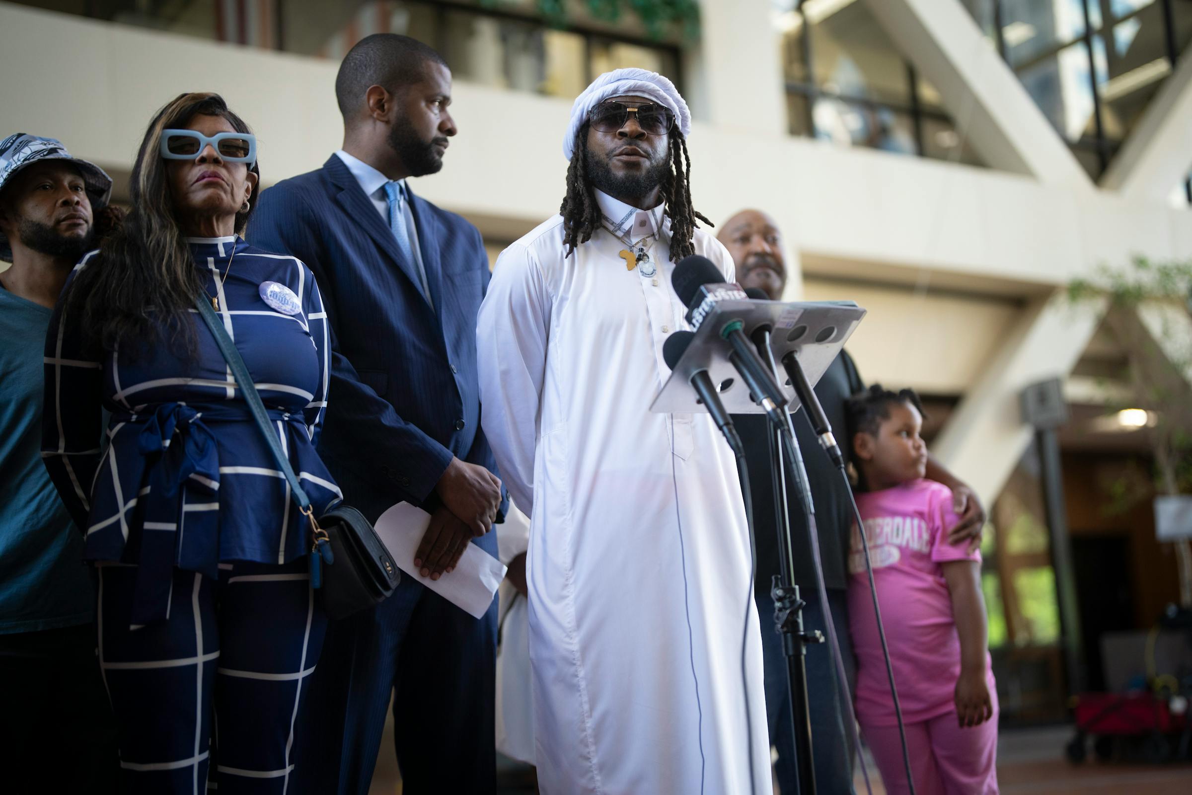 Ricky Cobb’s family will ask Justice Department to investigate State Patrol