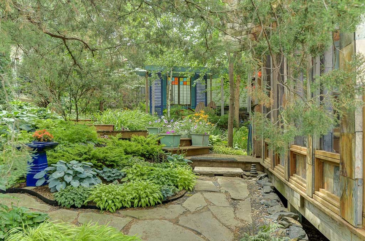 Meet the 6 winners of this year's Beautiful Gardens contest