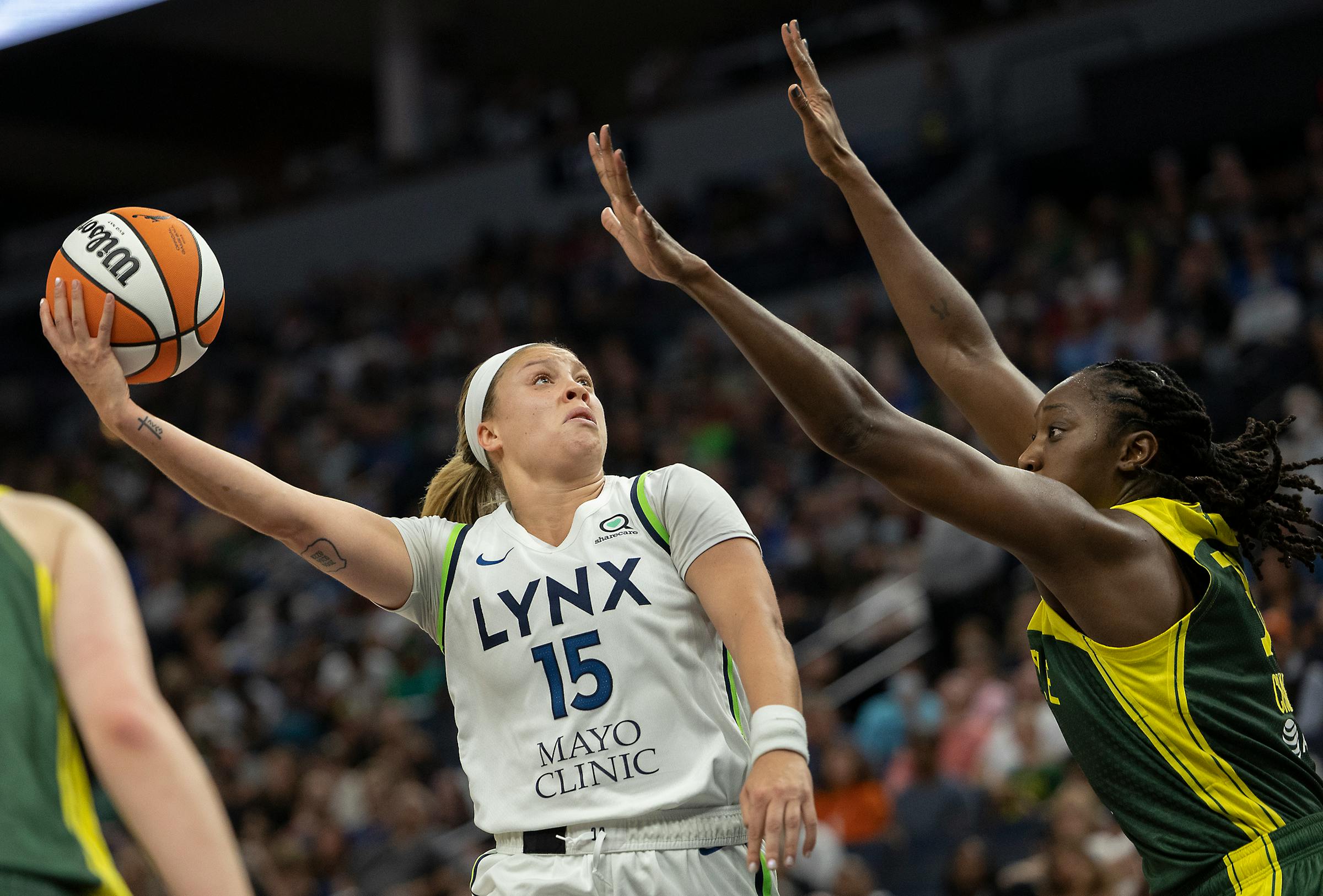 Rachel Banham leaves Lynx for Connecticut Sun; Bridget Carleton re ...