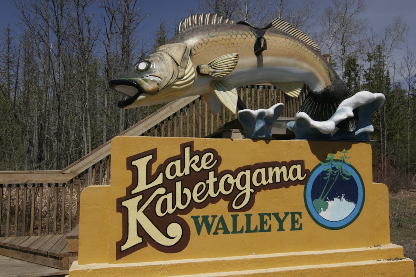 Guide to Minnesota's giant roadside statues — from Paul Bunyan to a 110 ...