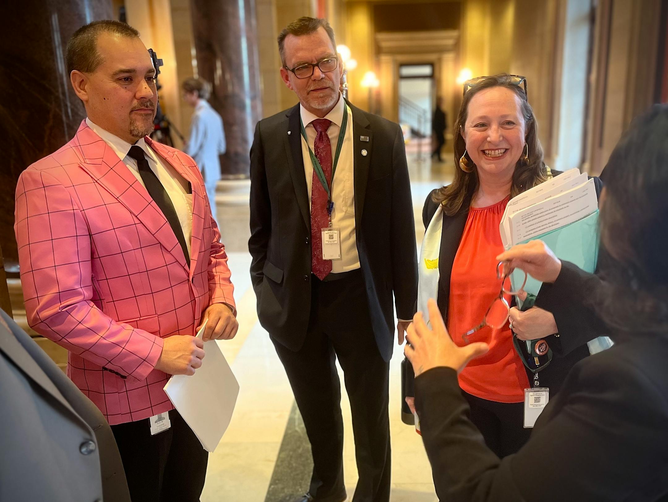 Minnesota lawmakers move to limit powers of HOAs