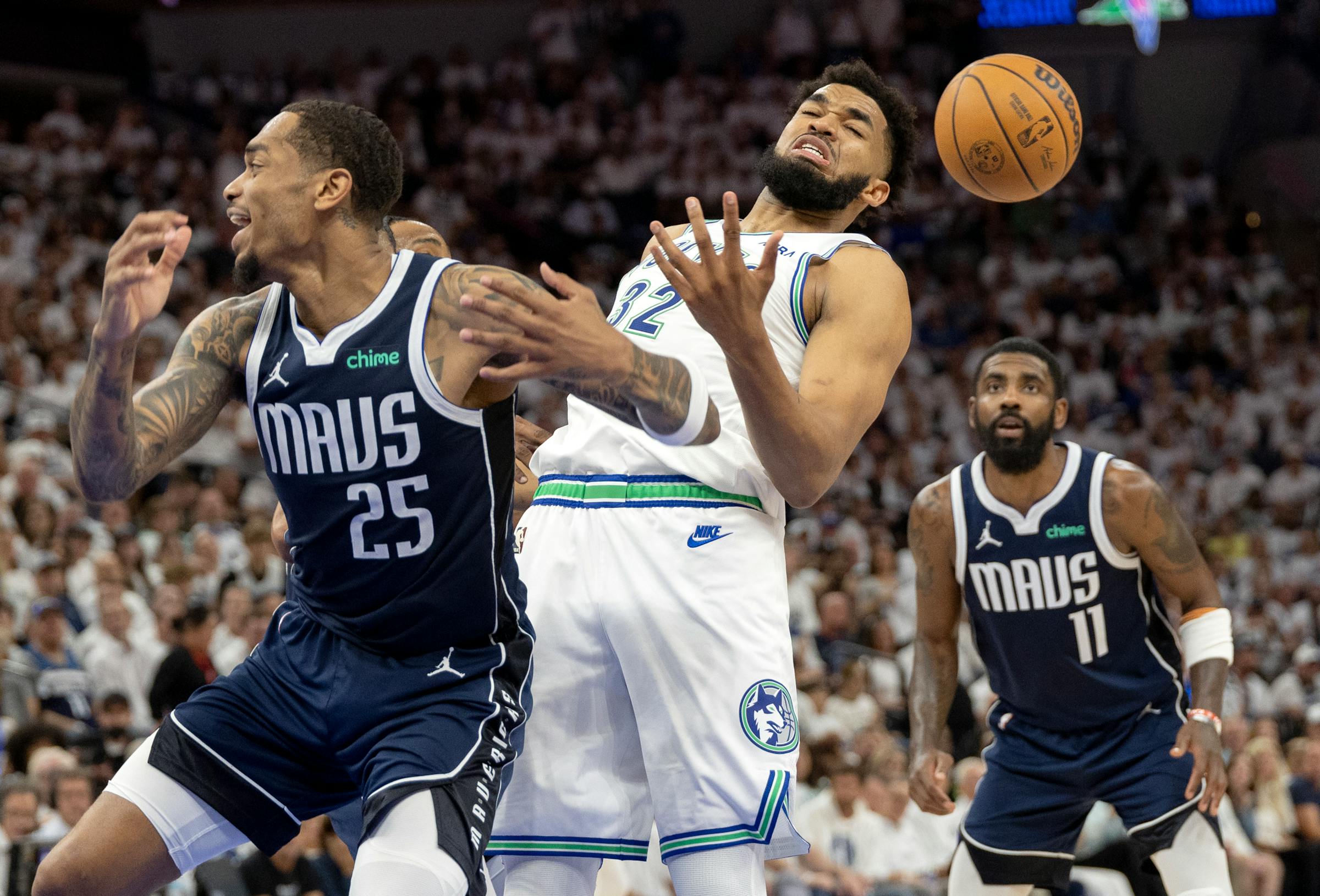 Timberwolves' stars played without energy in Game 1 loss to Mavericks
