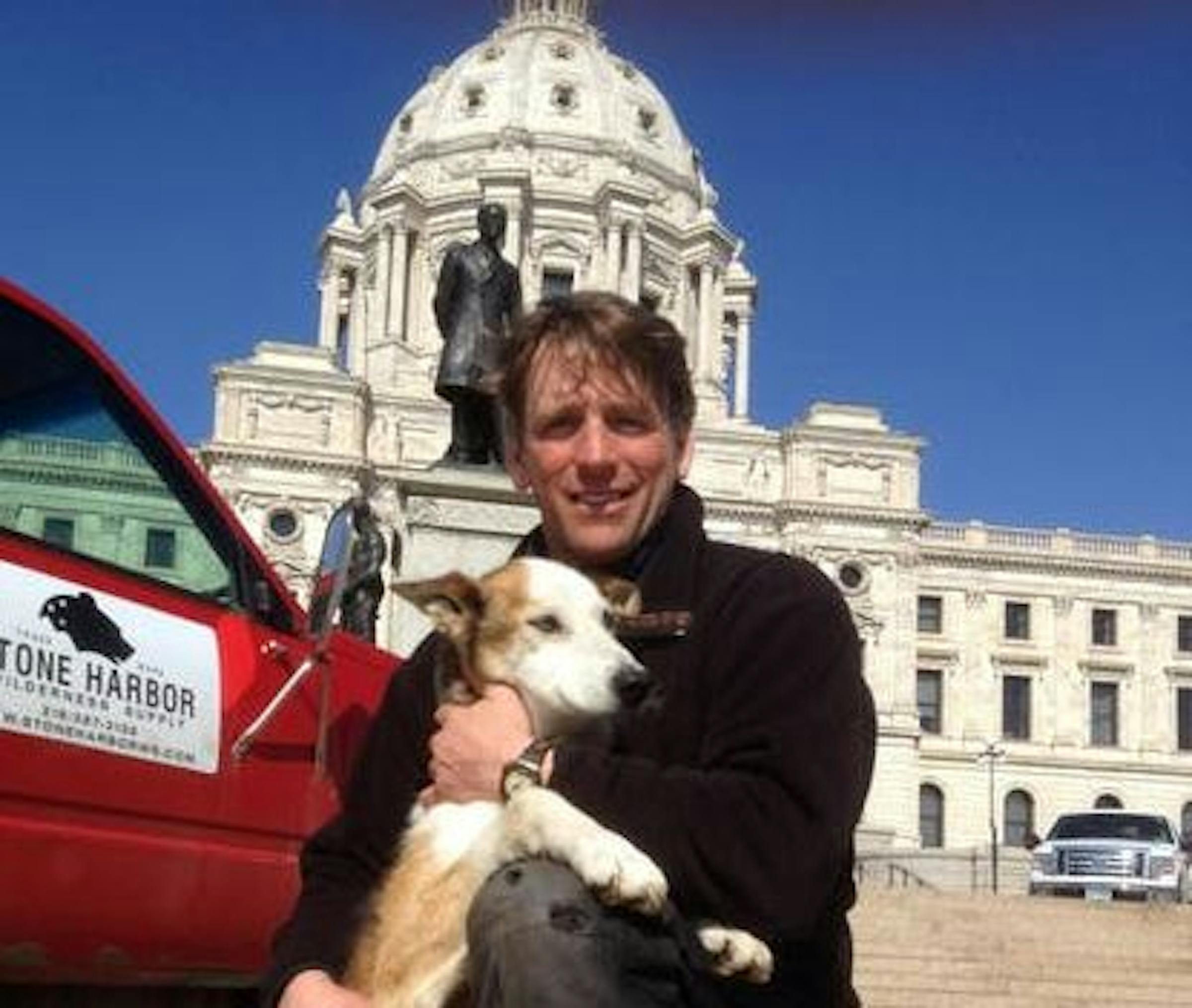 Frank Moe, legislator and avid dog sled musher, dies at 56
