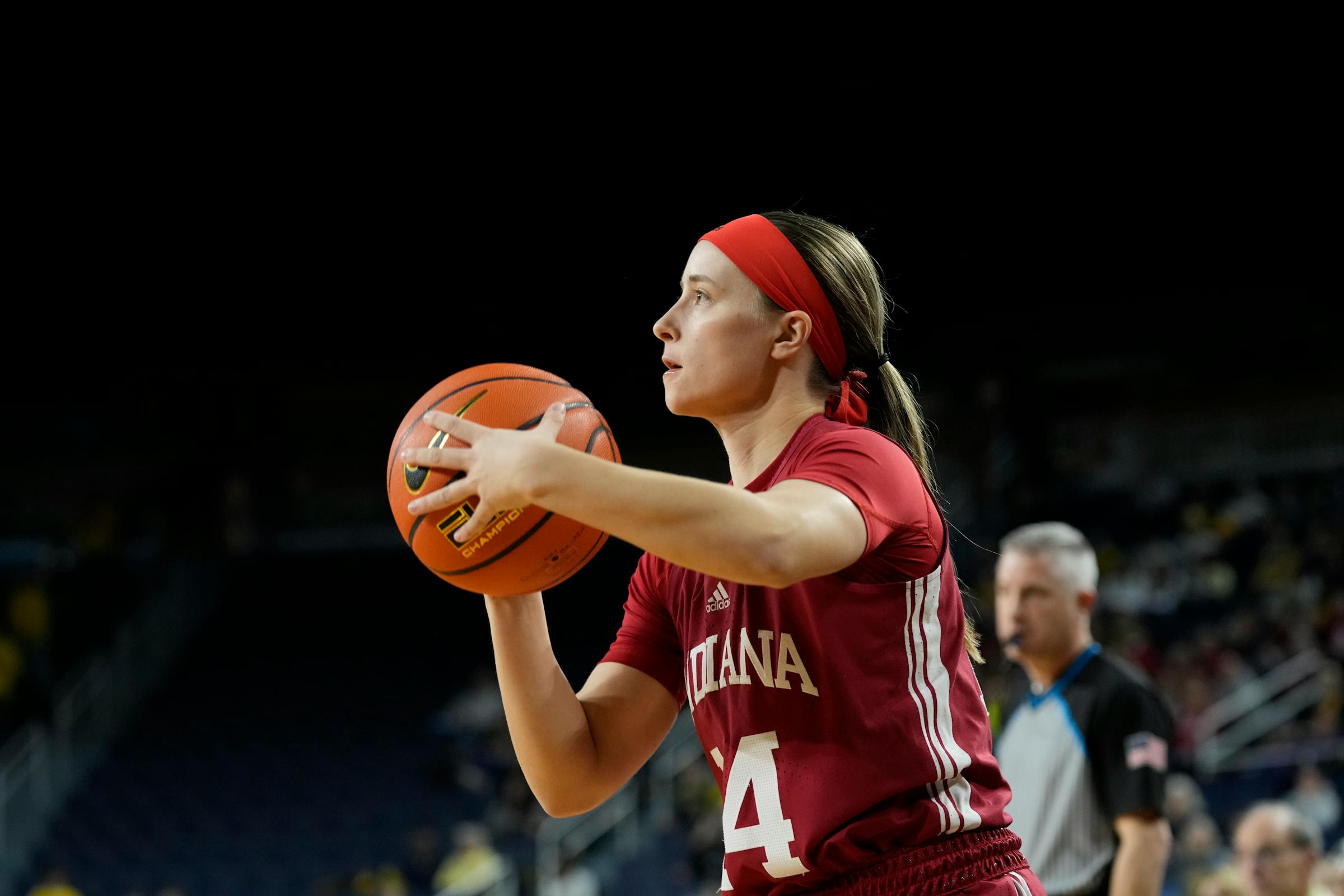 Former Gophers standout Sara Scalia embracing new role with No. 4 Indiana