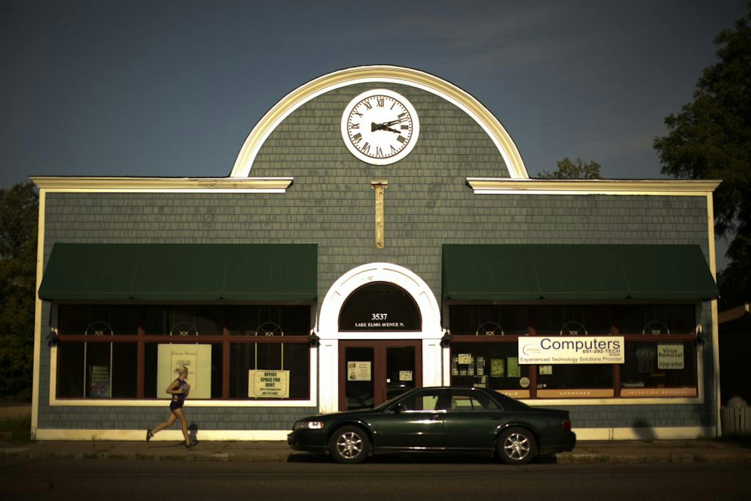Lake Elmo library service begins new chapter