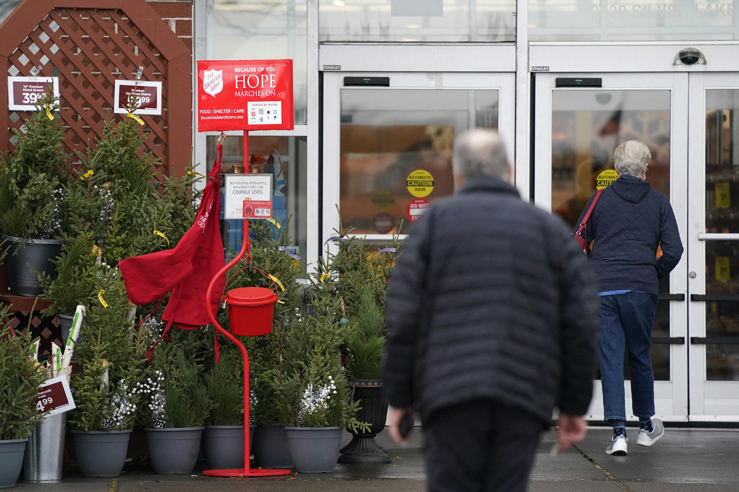 Ross Levin: Giving feeds our soul, so why do we worry about it so much?