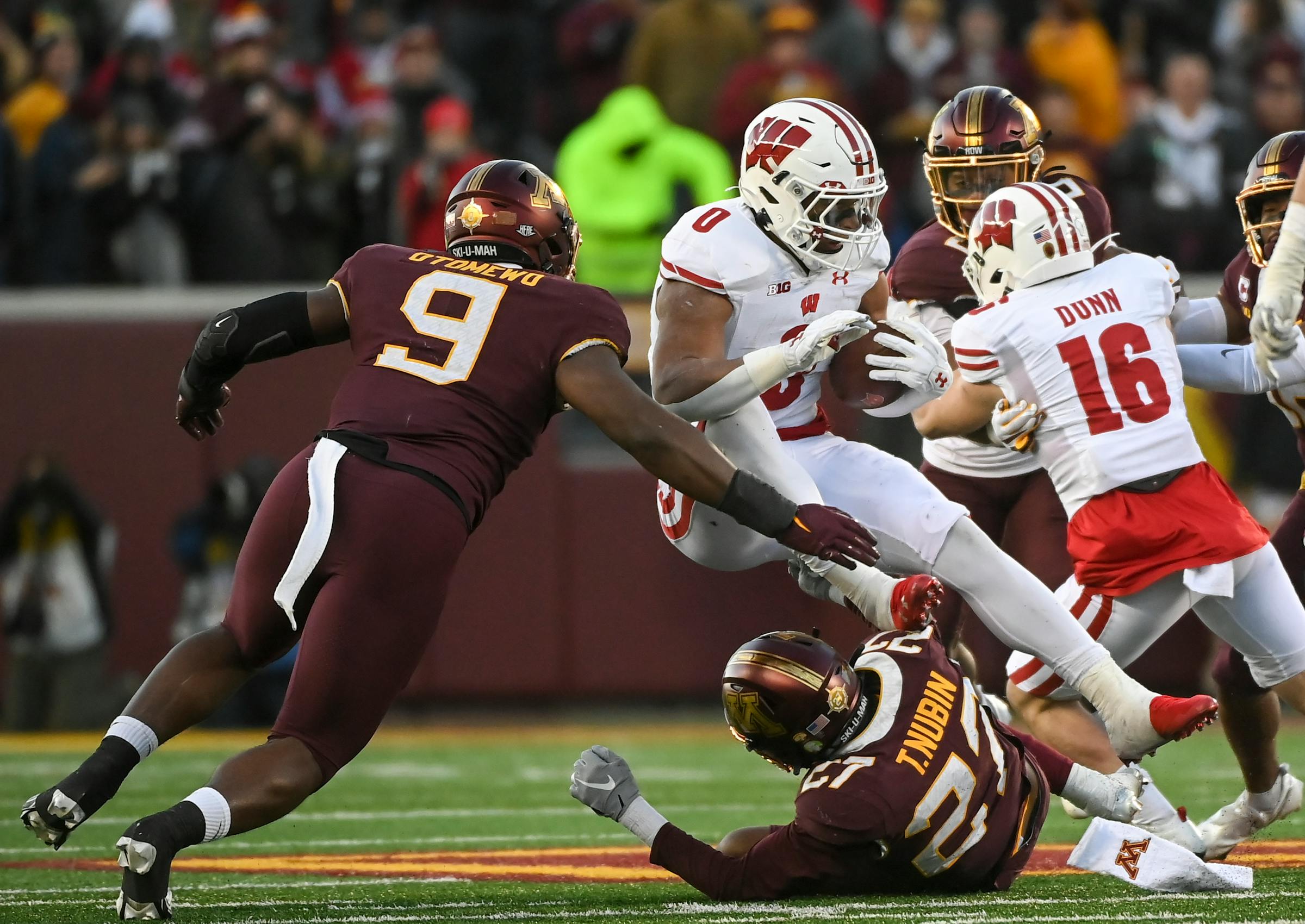 Gophers football team adds Brick Haley as defensive line coach