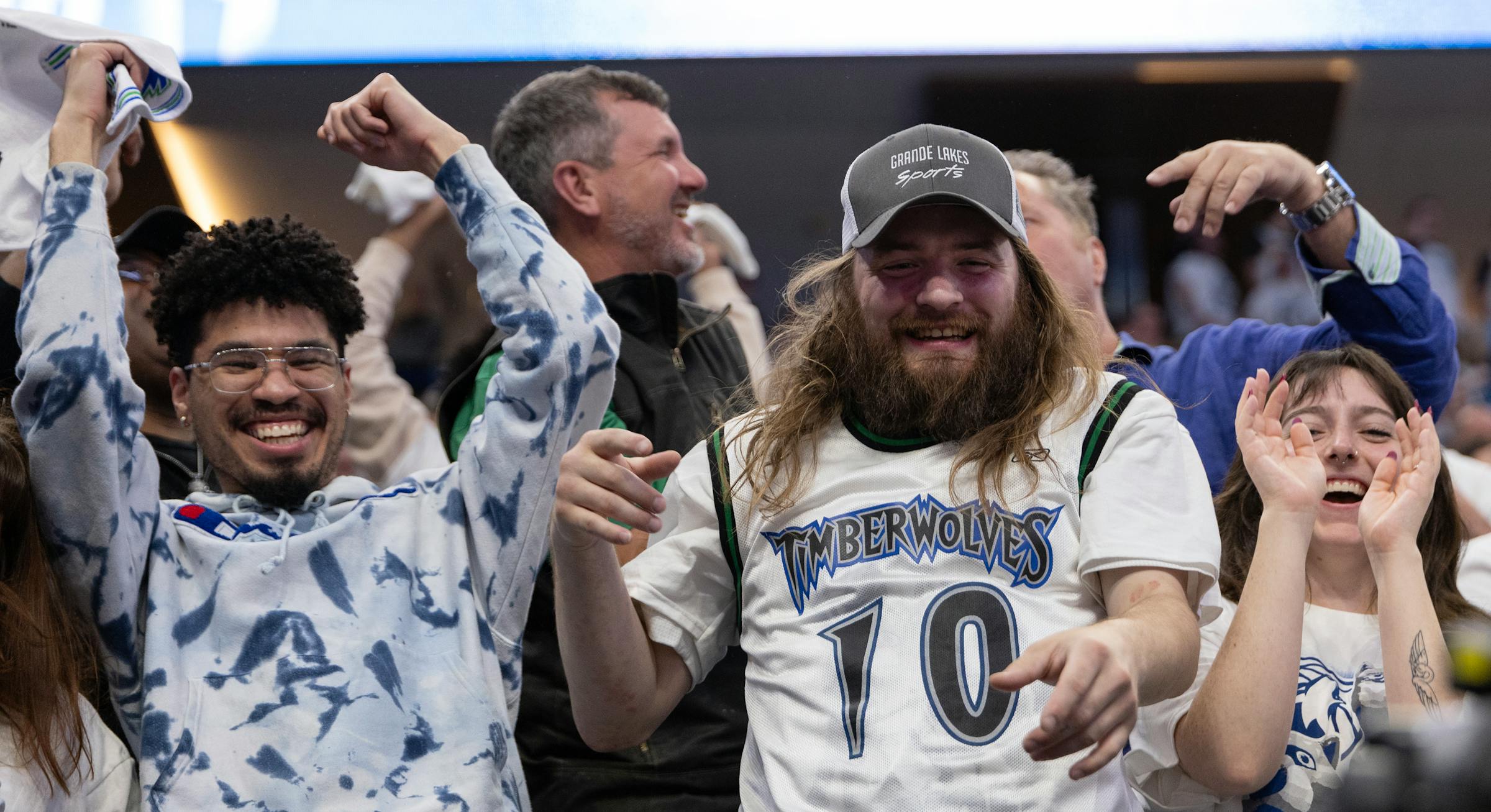 Timberwolves: How to hop on the playoffs bandwagon