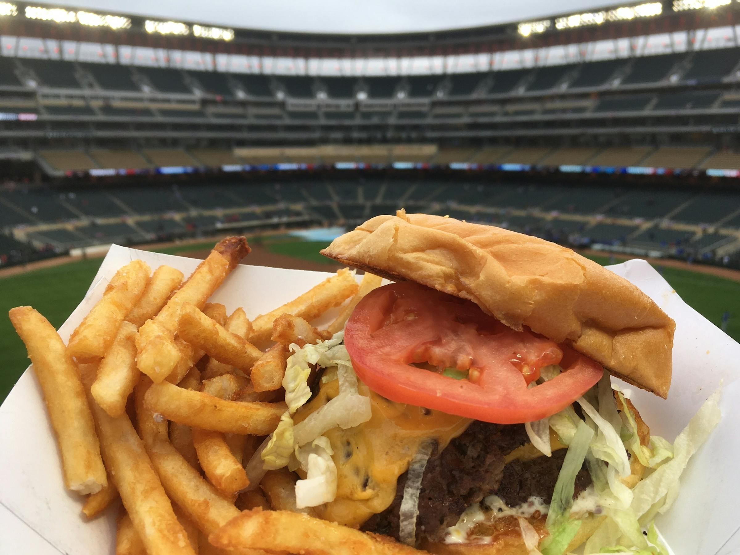 5 Target Field food and drink items that deserve Hall of Fame status