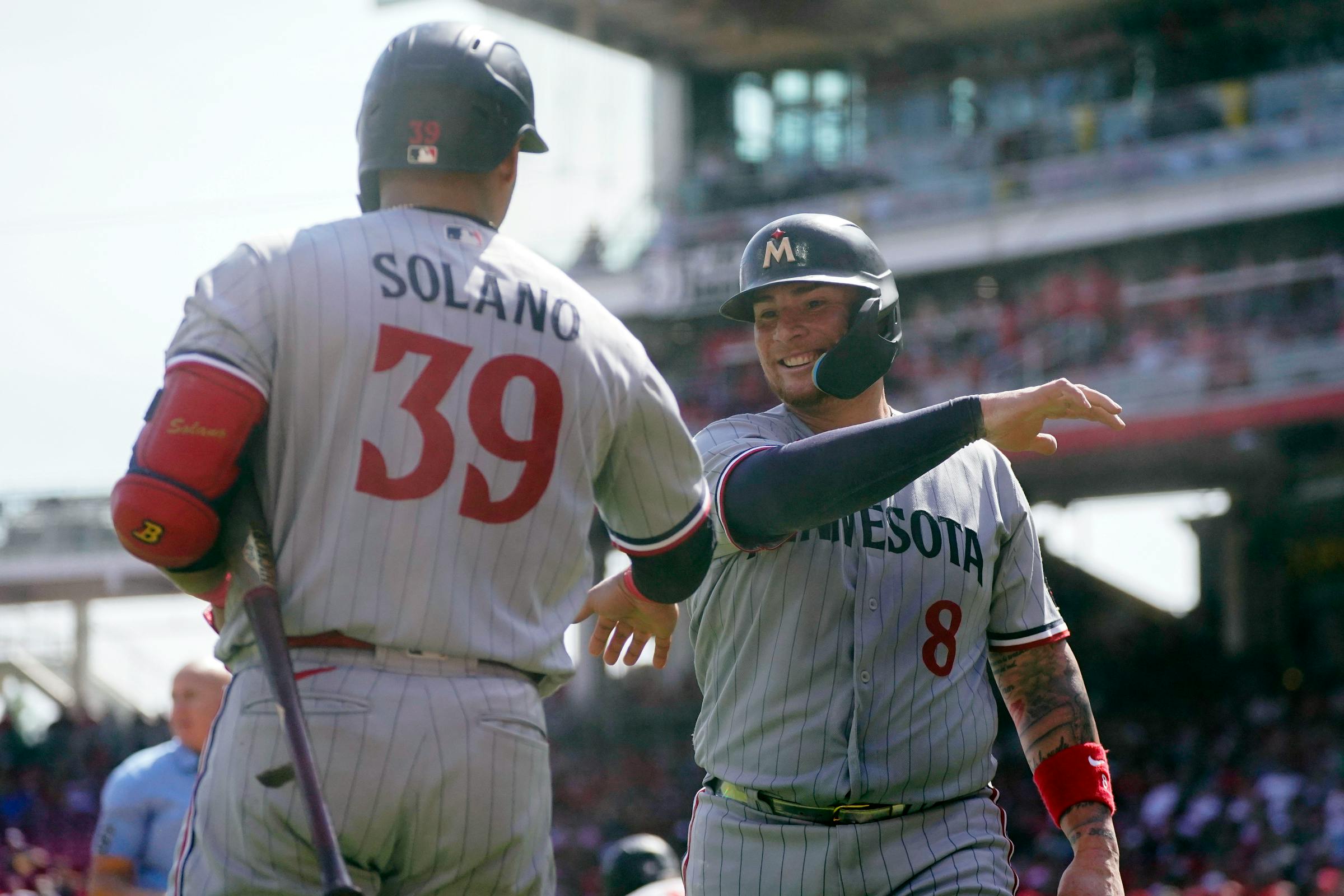 Twins rally past Reds in ninth inning, could clinch AL Central Thursday ...