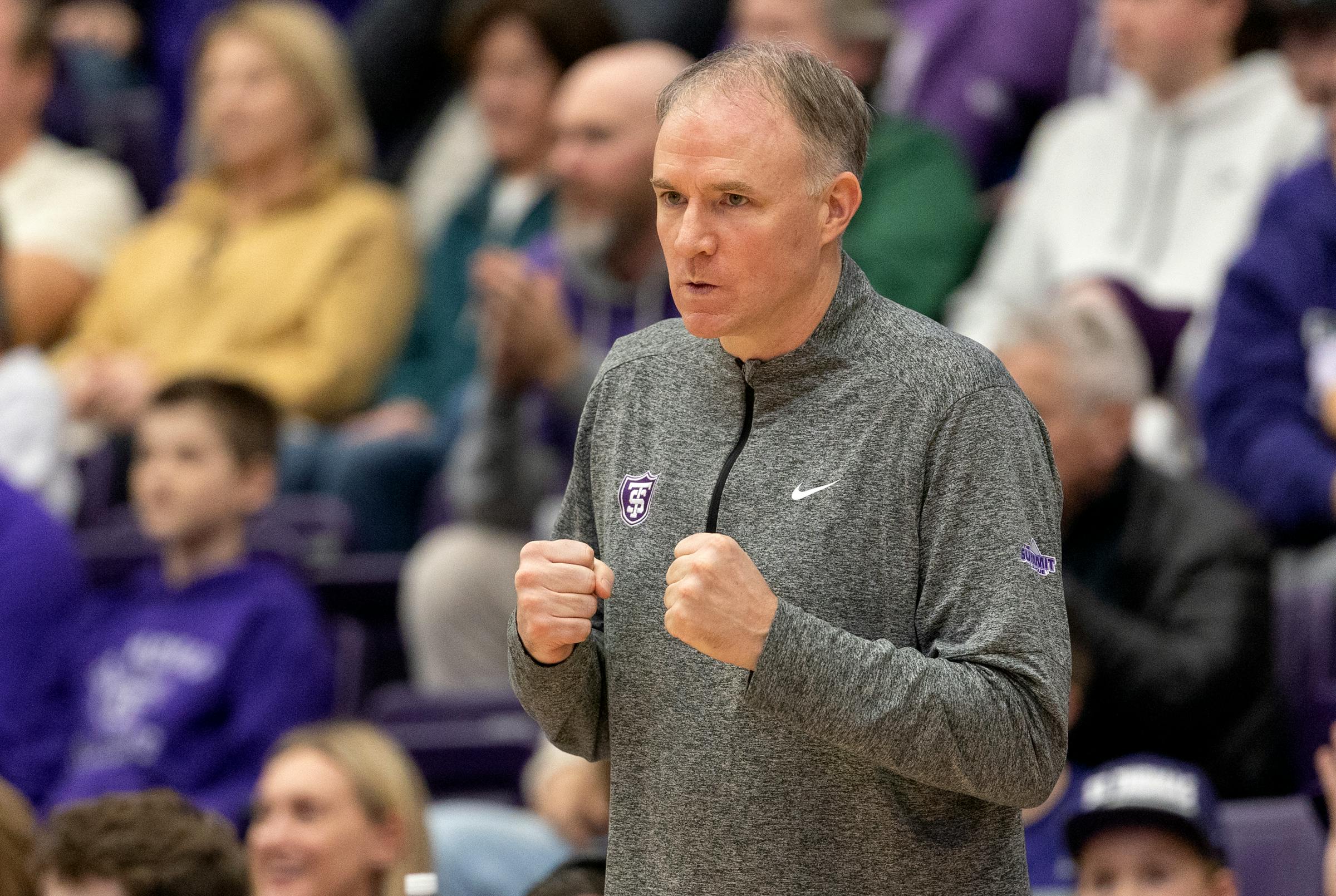 St. Thomas men's basketball to play Seattle in NIT