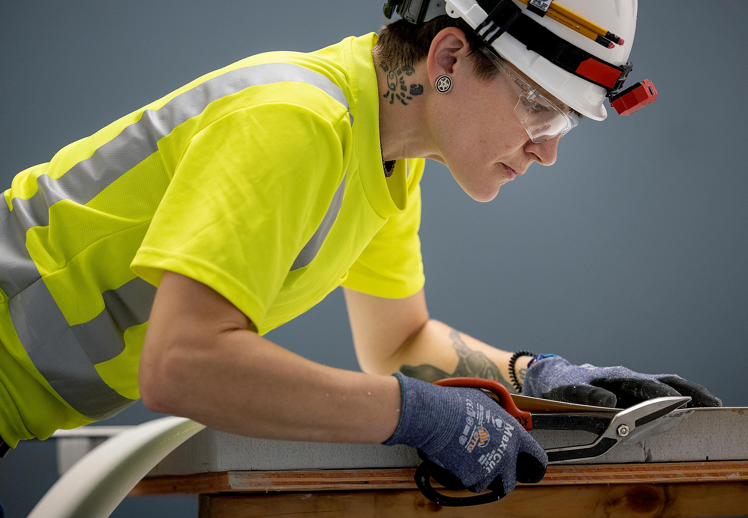 Minnesota companies start new-generation pre-apprenticeship programs to ...