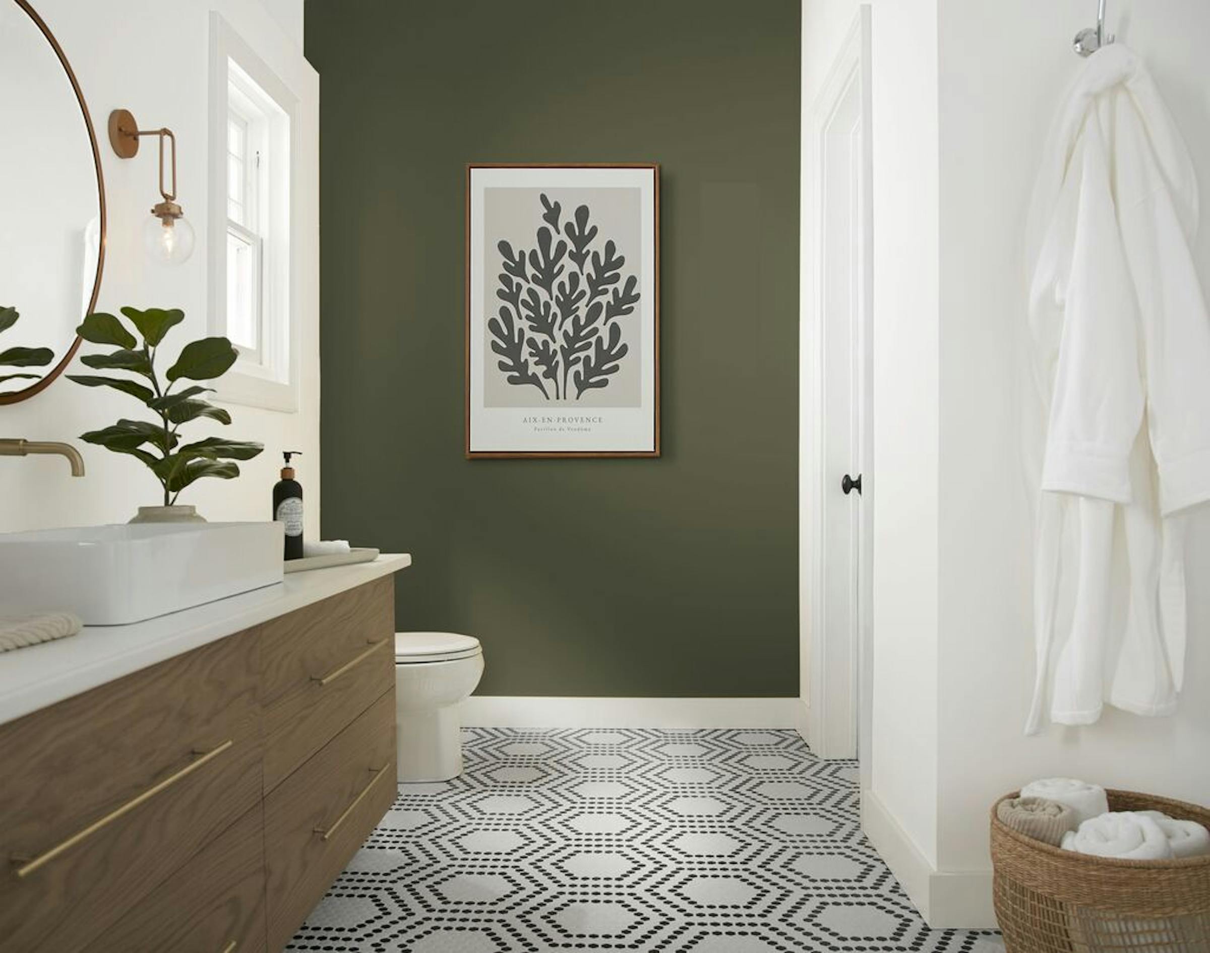 How to reduce visual clutter for a calmer, more functional home