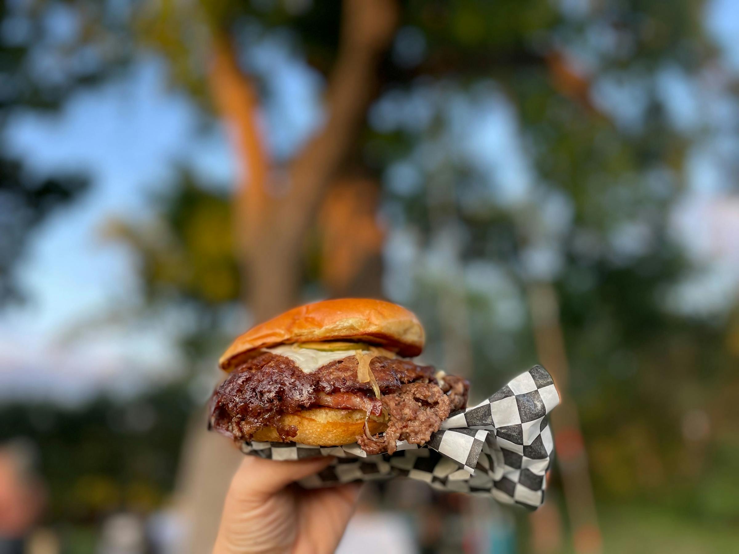 Twin Cities underground burger pop-up goes beyond the smashburger: 'I ...