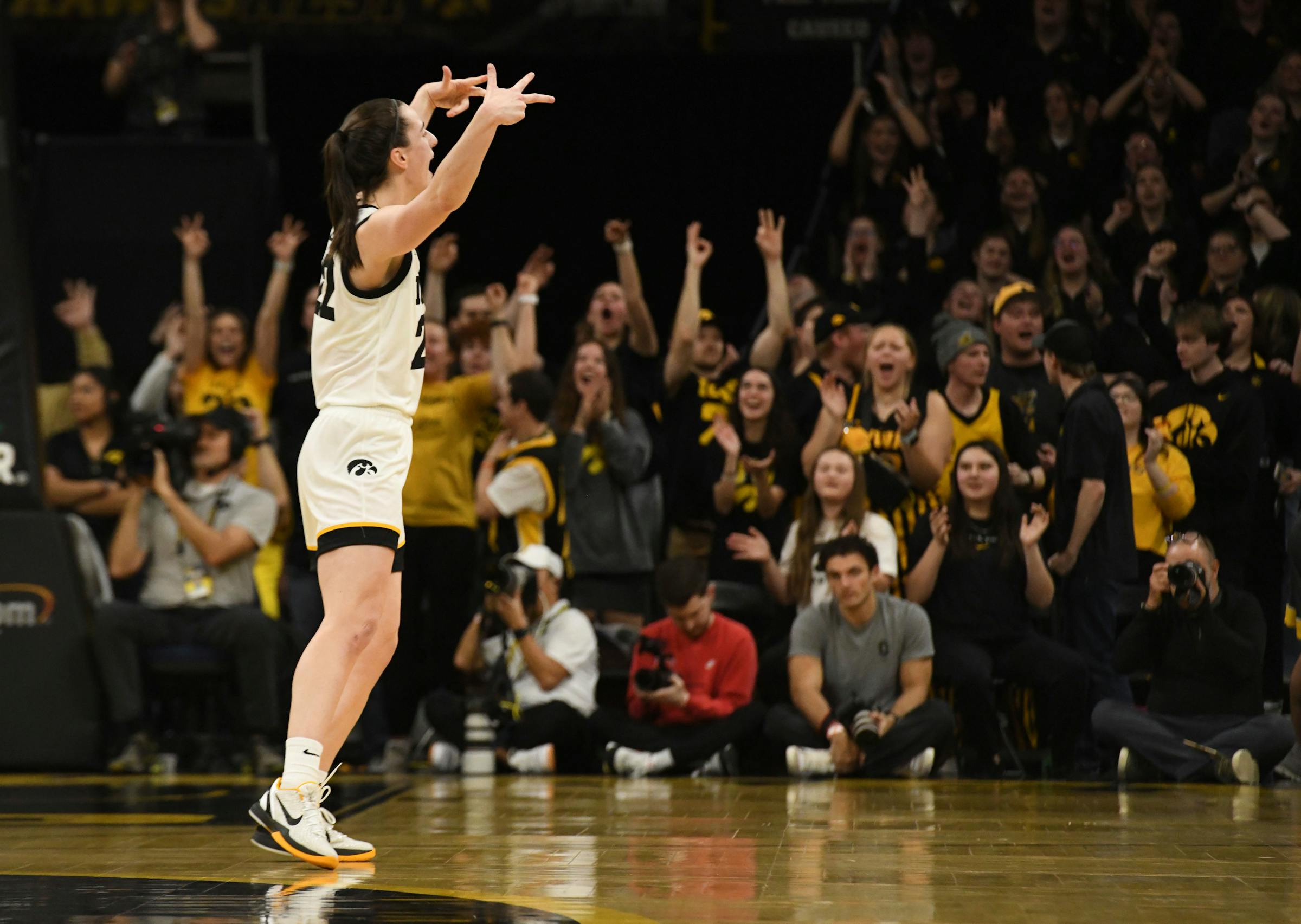 Caitlin Clark earns third straight Big Ten women’s basketball Player of ...