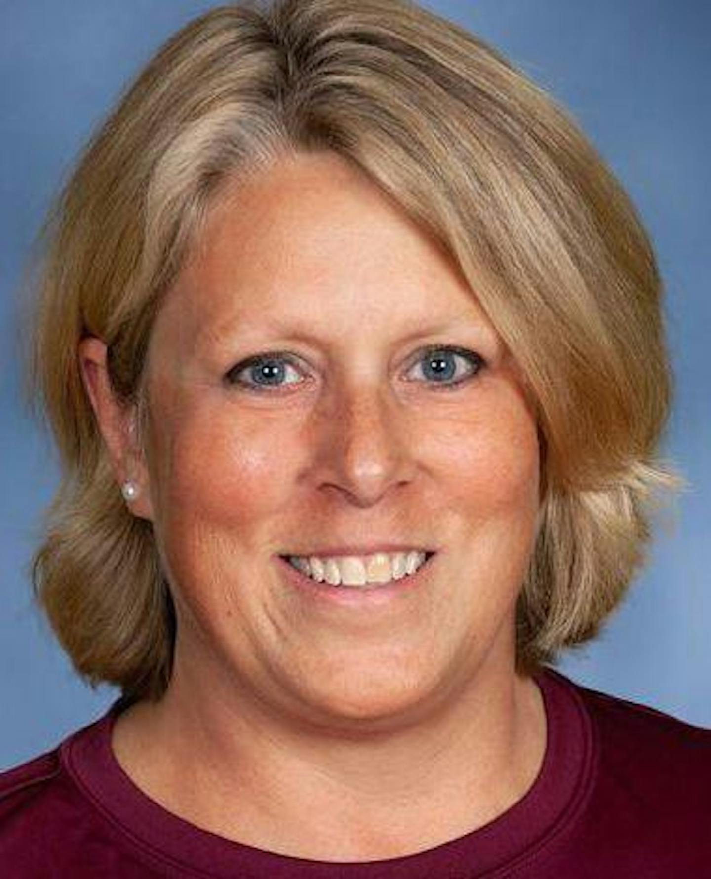 Laurie Schmidt, Minnesota Middle School Teacher of the Year in 2020 ...