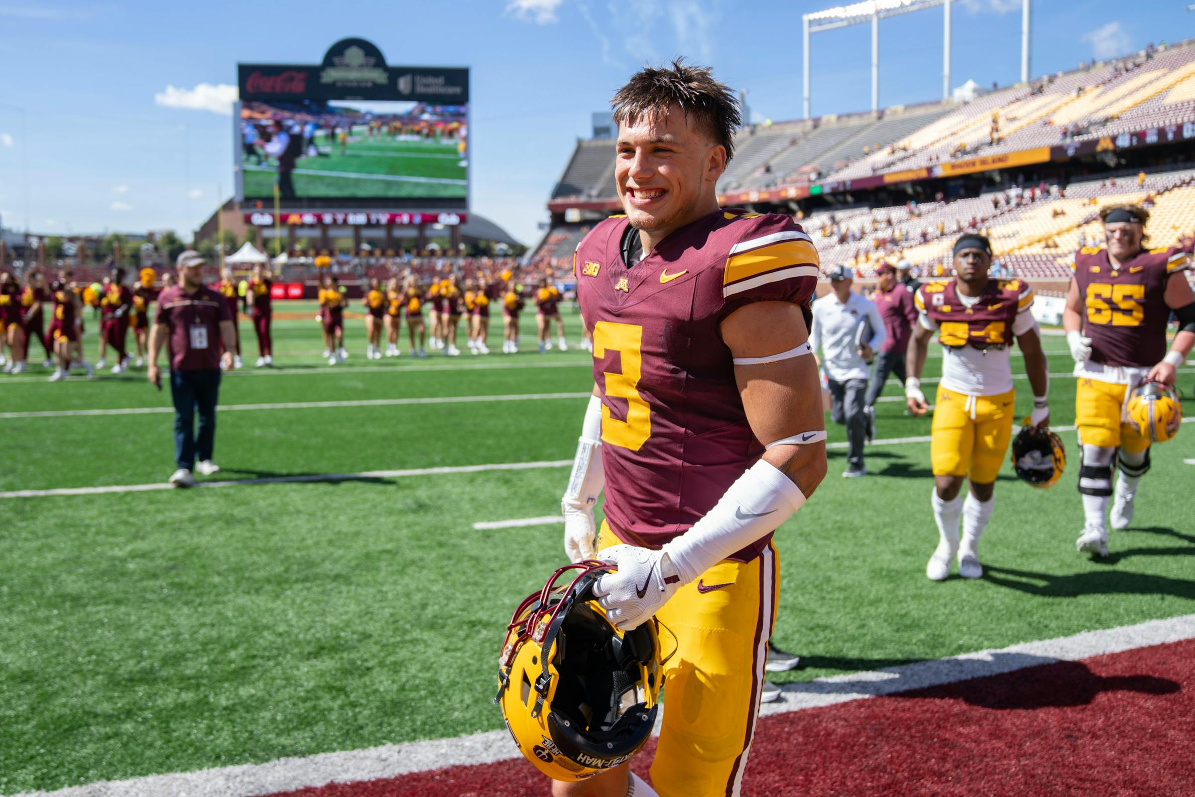 Golden Gophers football prized freshman Koi Perich flashes potential ...