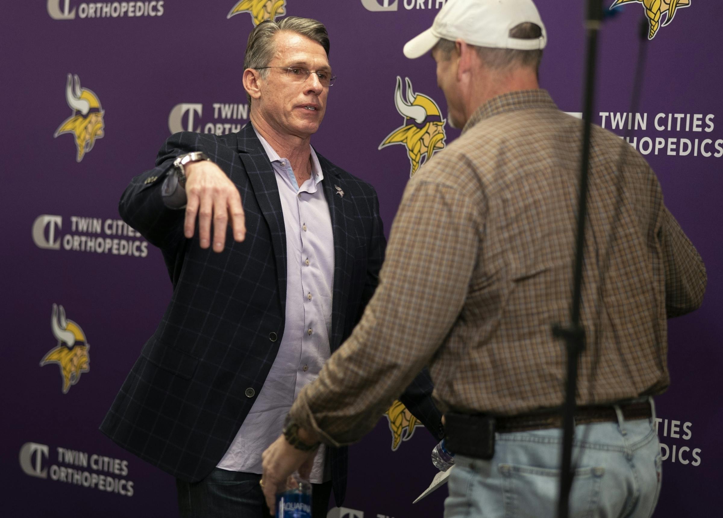 A chance trip to a Vikings news conference brings Patrick Reusse full ...
