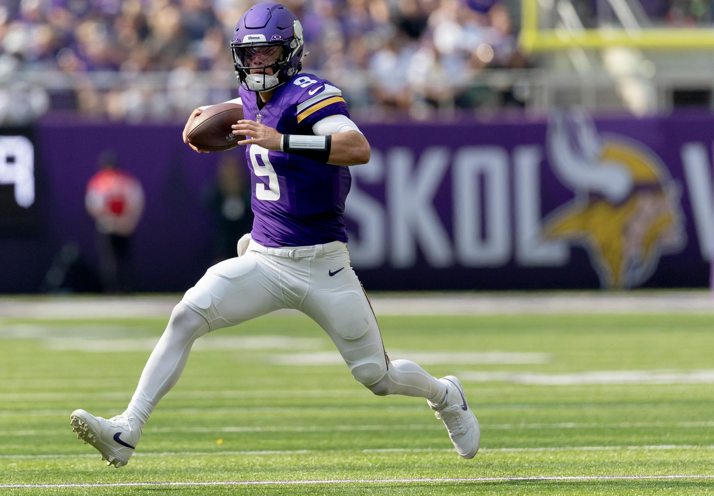 Minnesota Vikings QB J.J. McCarthy wants to "earn" starting job