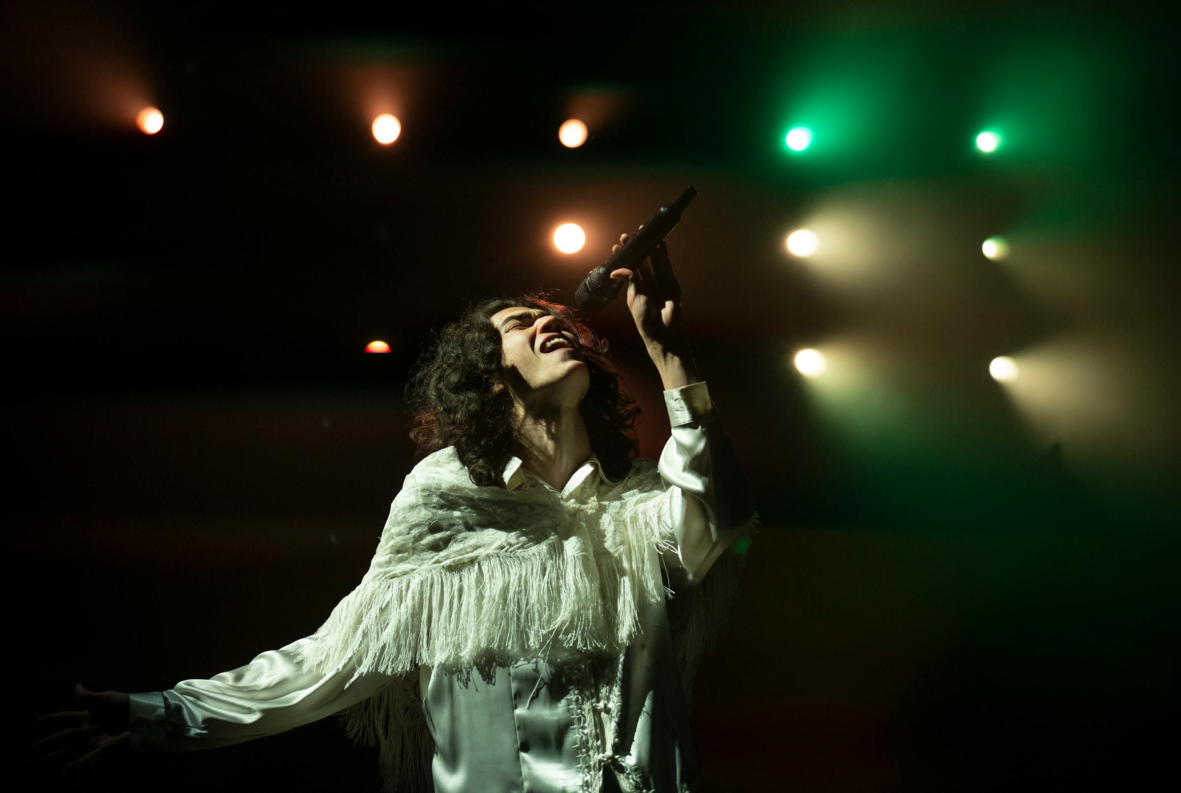 New pop heartthrob Conan Gray's sad songs make 8,000 Twin Cities fans ...