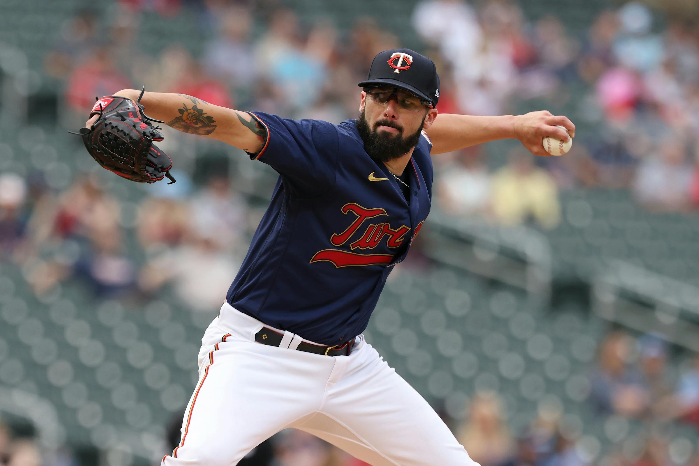 Twins' Devin Smeltzer making his case to stay ahead of recovering ...