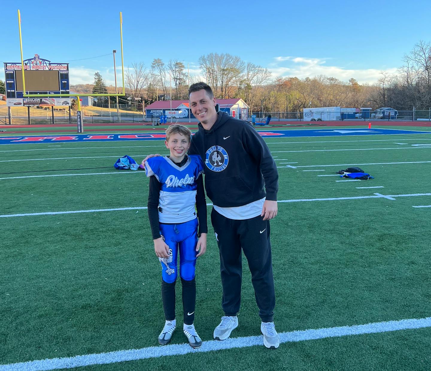 Bethel's big delay and big win; former Gopher leading in Minneapolis