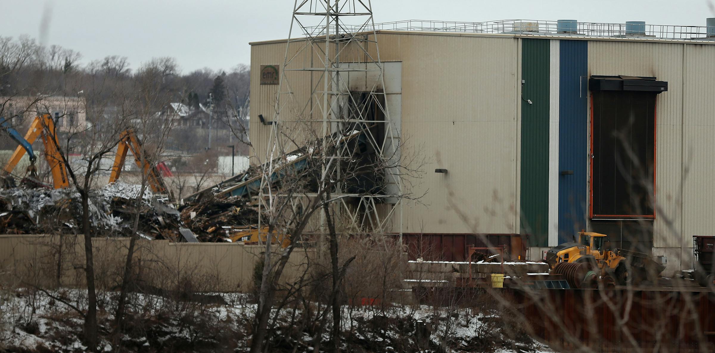 Minneapolis shredder operator proposes move if MPCA backs off regulations