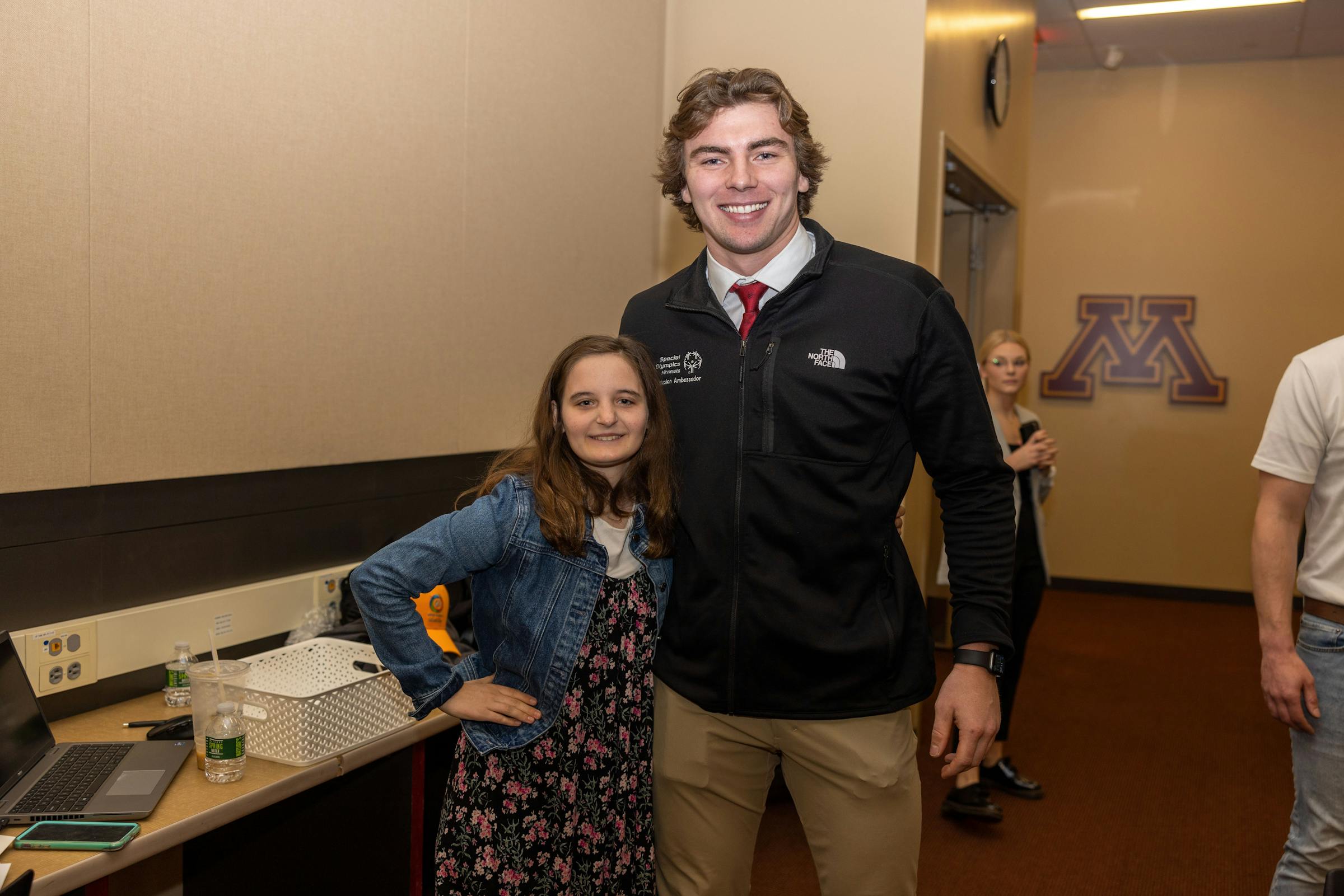 Their sweet friendship was born on the same playing field