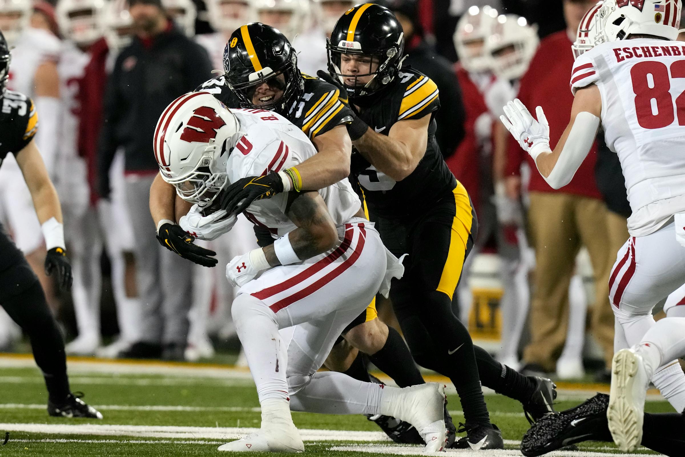 Gophers get ready to face Iowa's surging defense