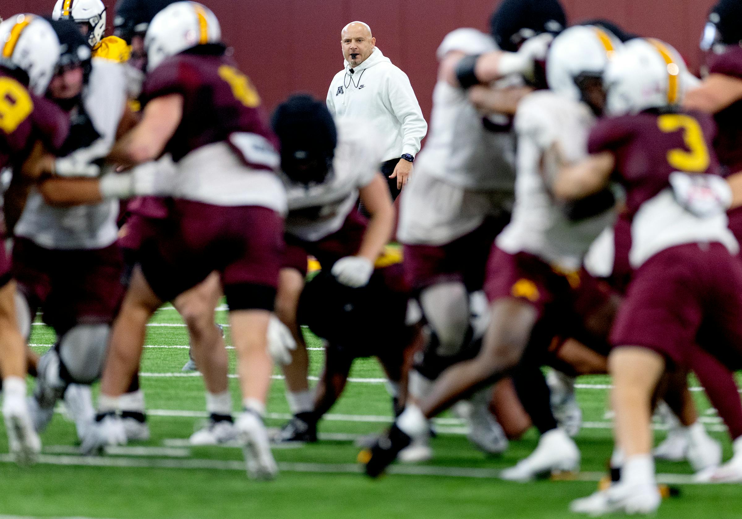 MN Gophers QB Drake Lindsey to make first career start against Buffalo