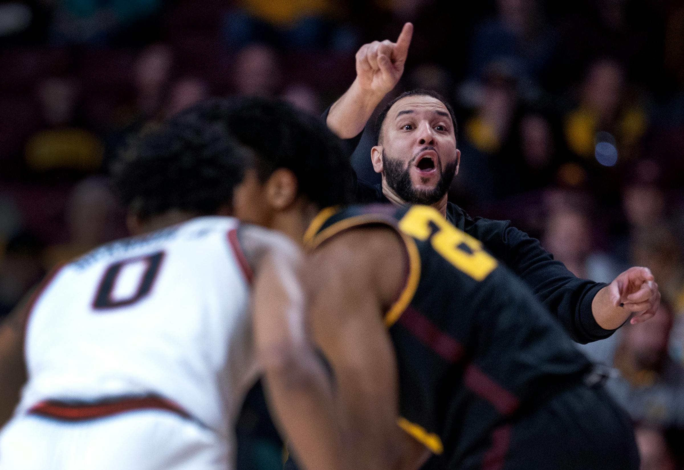 Gophers men's basketball hosts four-star Kentucky forward E.J. Walker