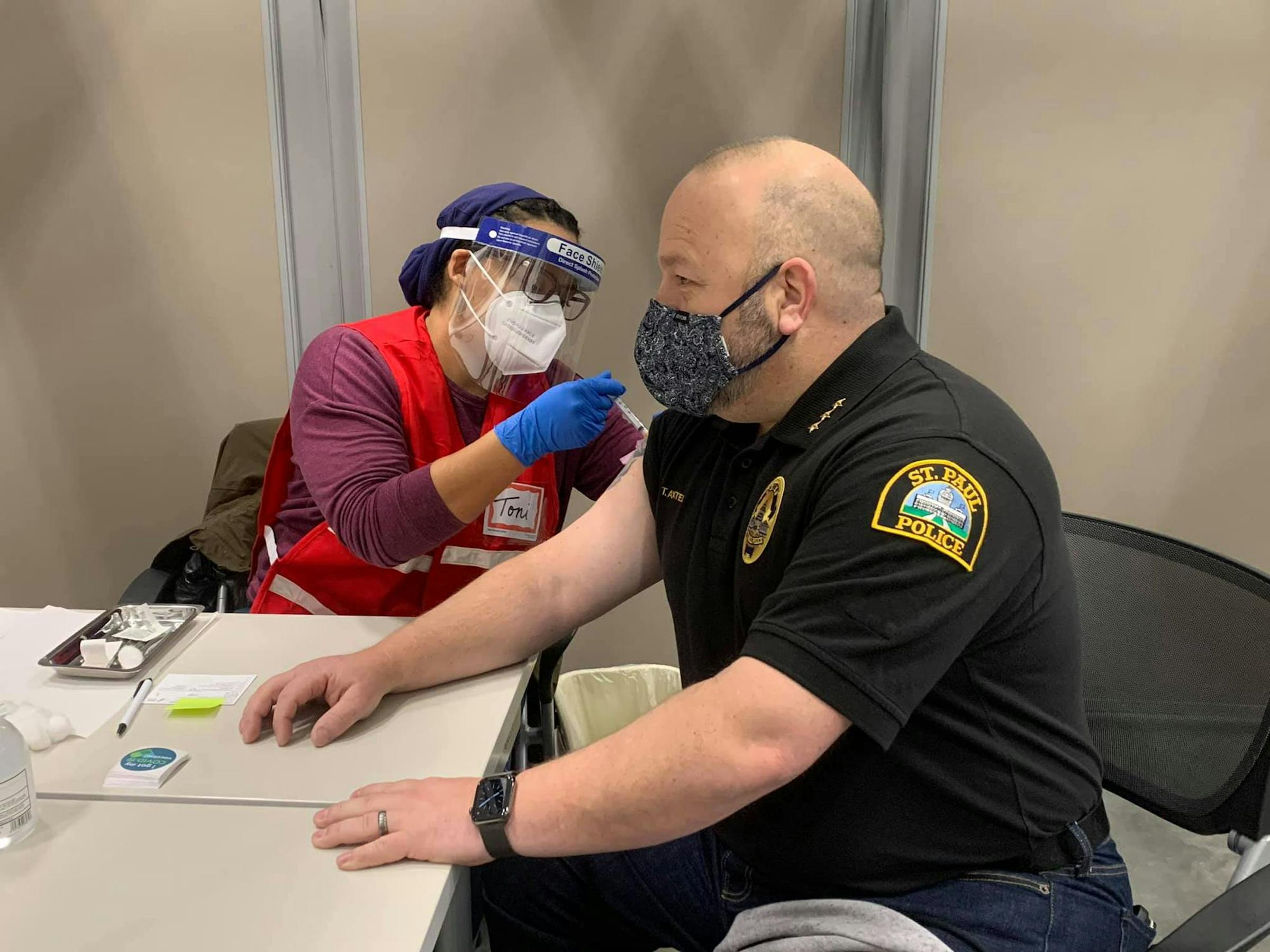 St. Paul police receive their first doses of COVID-19 vaccine as ...