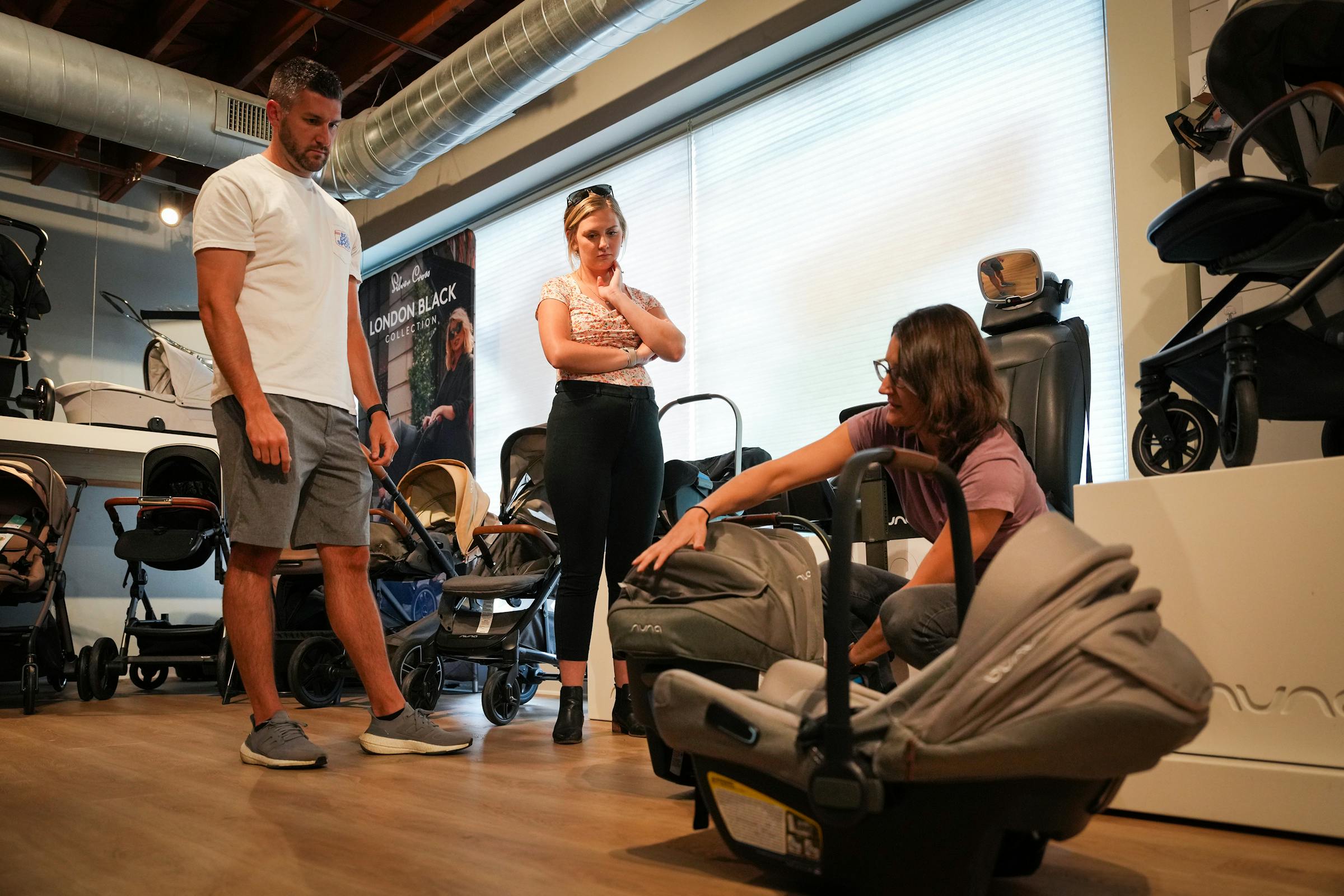 Twin Cities parents turn to local baby stores as big-box chains falter
