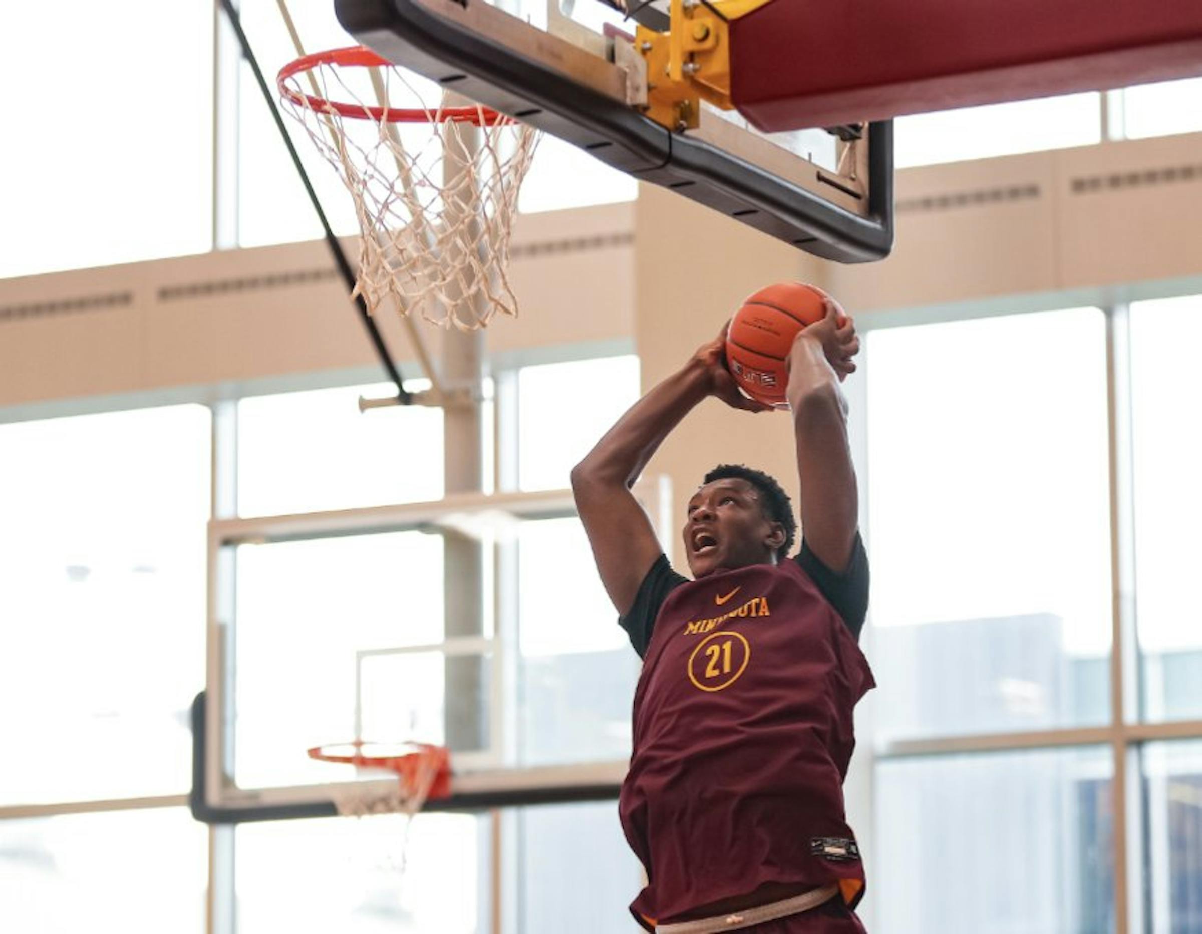 Gophers freshman Pharrel Payne wows coach Ben Johnson with his physical ...