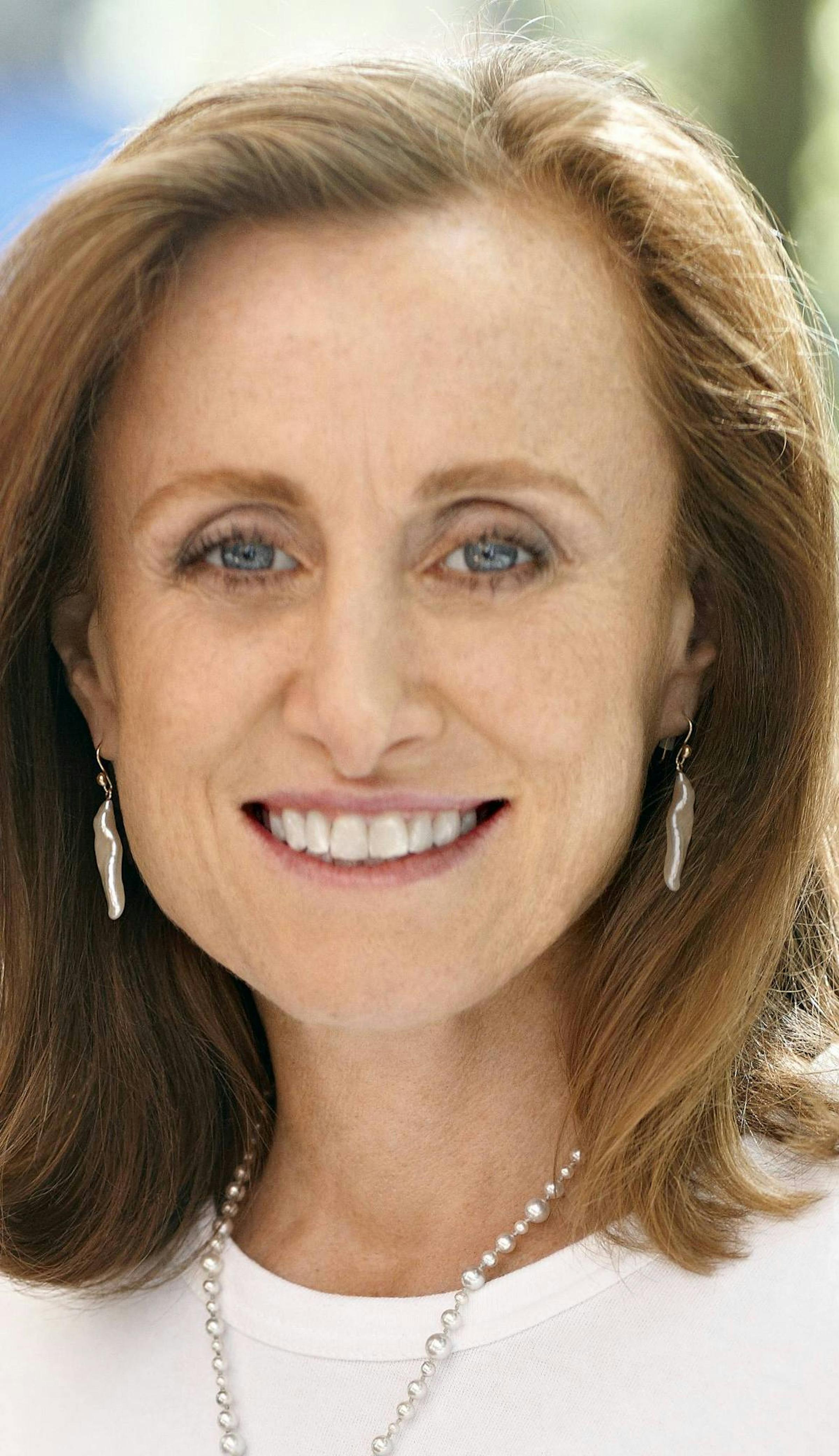 REVIEW: 'Casebook,' by Mona Simpson