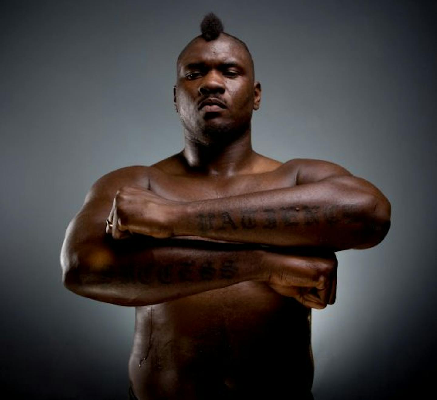 Patrick Reusse: East Side fighter is main MMA attraction