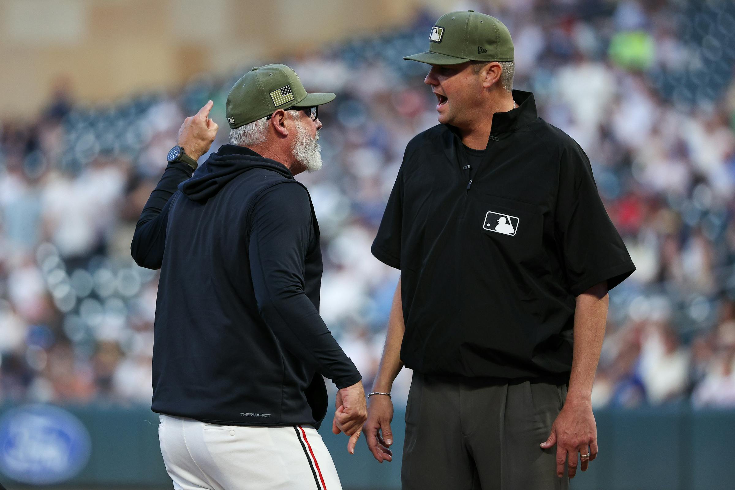 Obstruction call on Royce Lewis costs Twins in 3-2 loss to Brewers