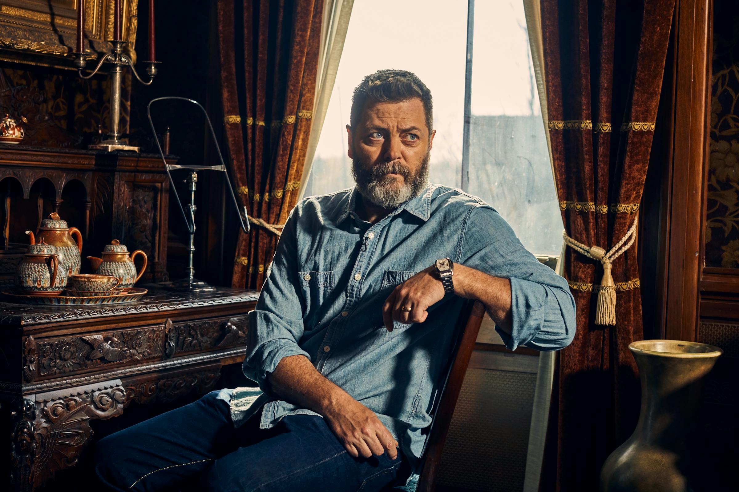 Review: Nick Offerman shows off his silly side at Mystic Lake Casino show