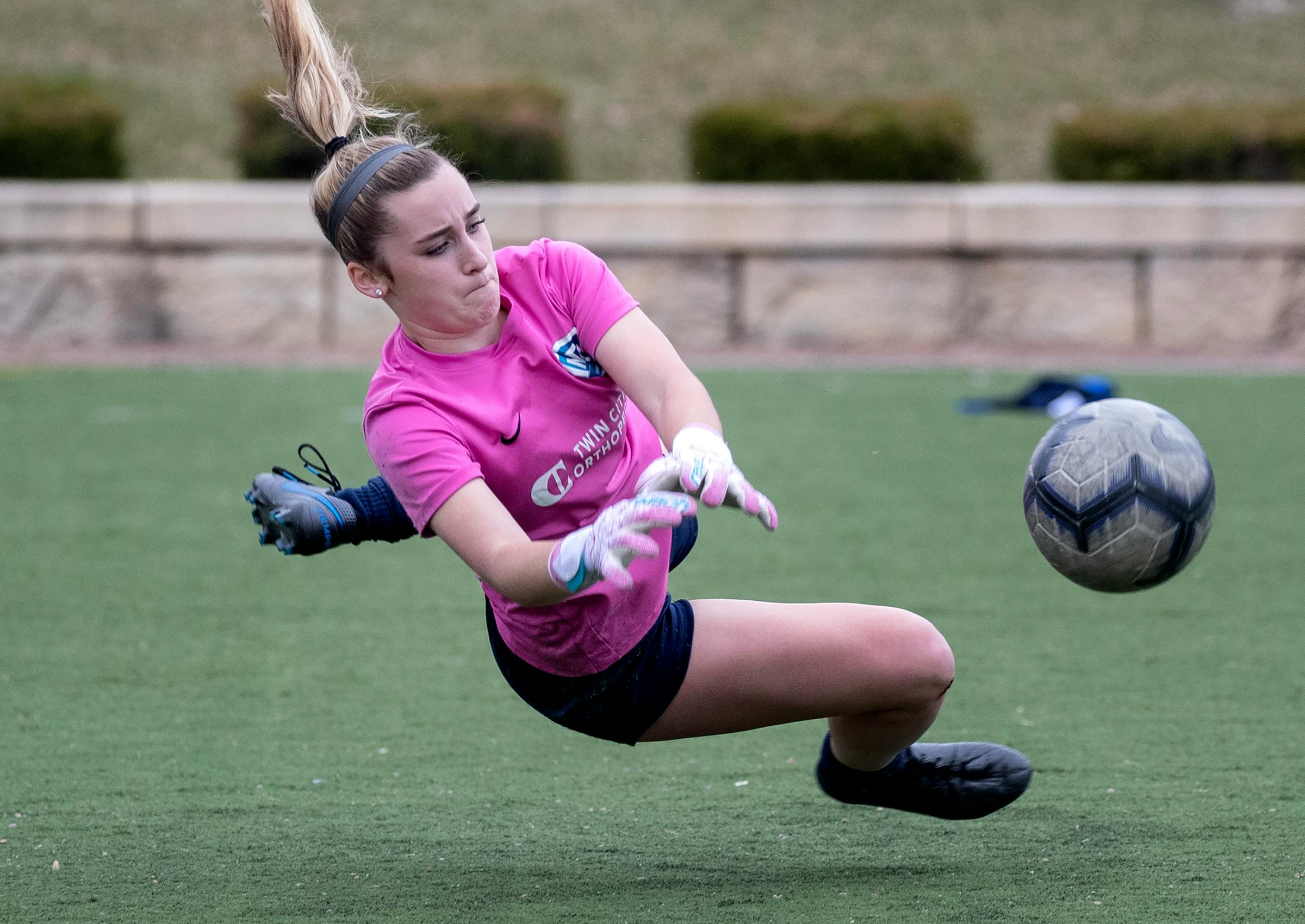Edina soccer goalkeeper Bayliss Flynn lands endorsement deal under new ...