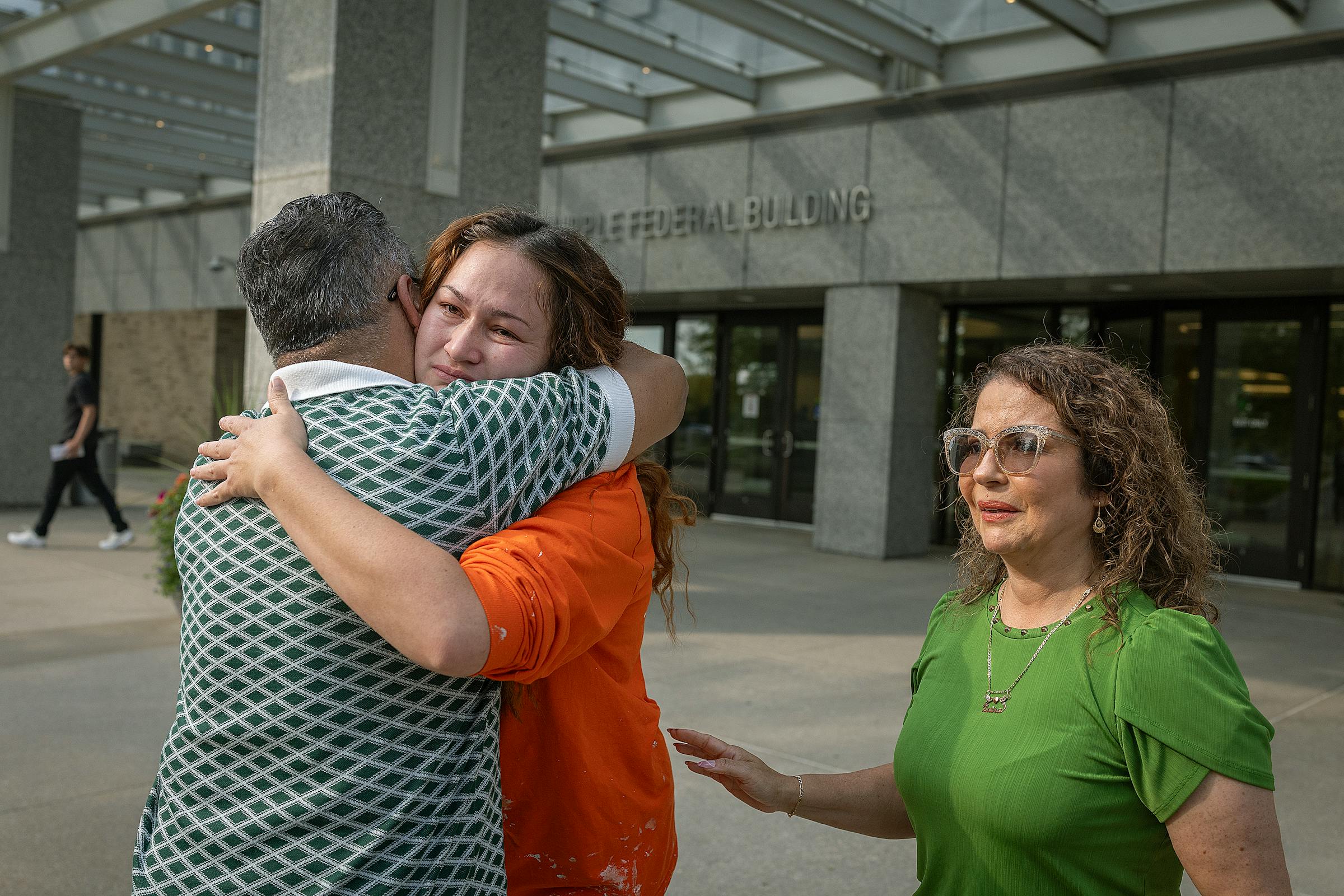 Nursing Lake Elmo mother released in immigration case
